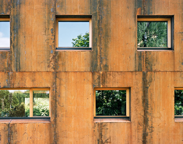 Eye-catcher in rust red | STYLEPARK