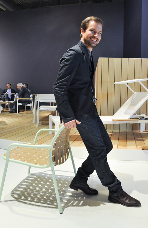 What only the giraffe knows | STYLEPARK