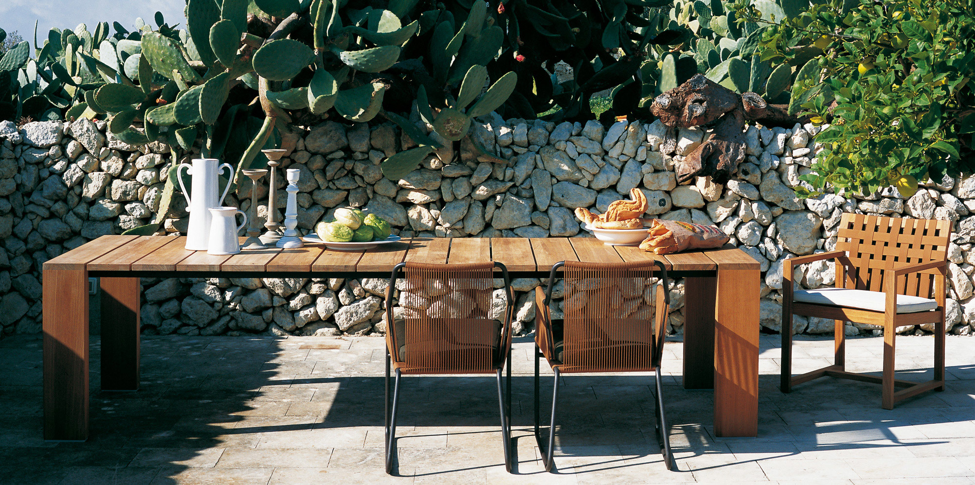 PIER tables by Roda | STYLEPARK