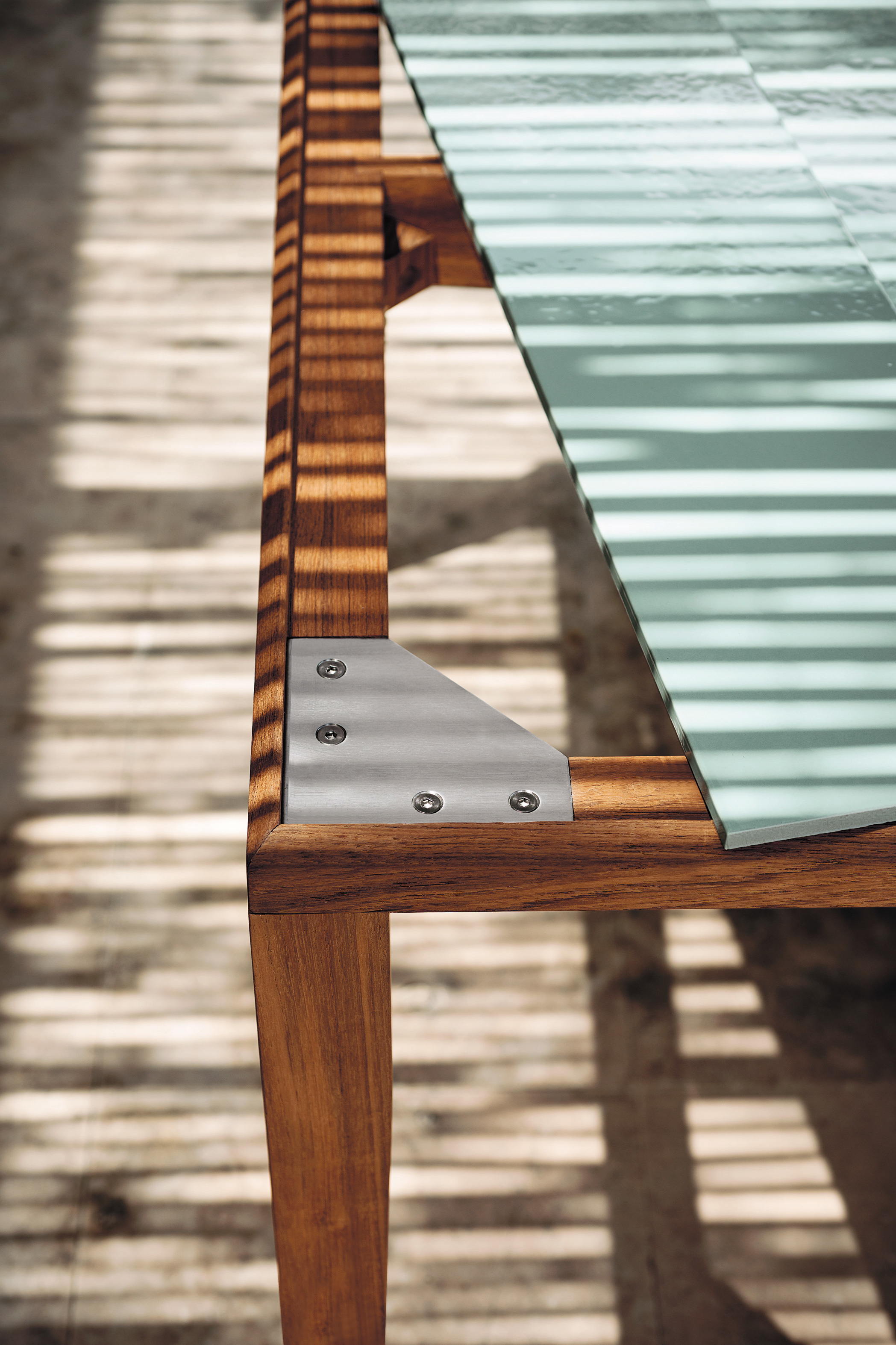 TEKA table by Roda | STYLEPARK