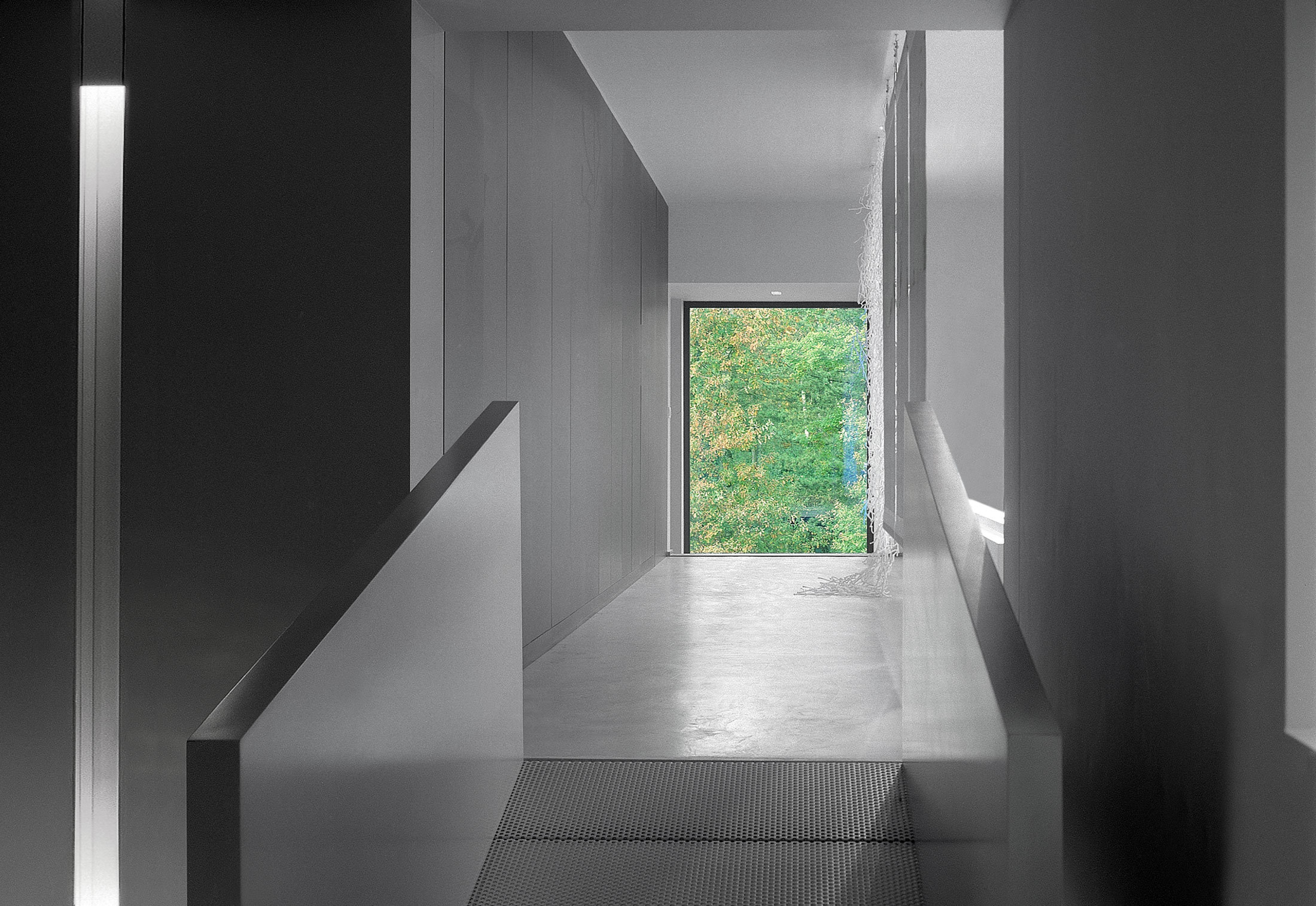 Dolma 80 up & down light by Kreon | STYLEPARK