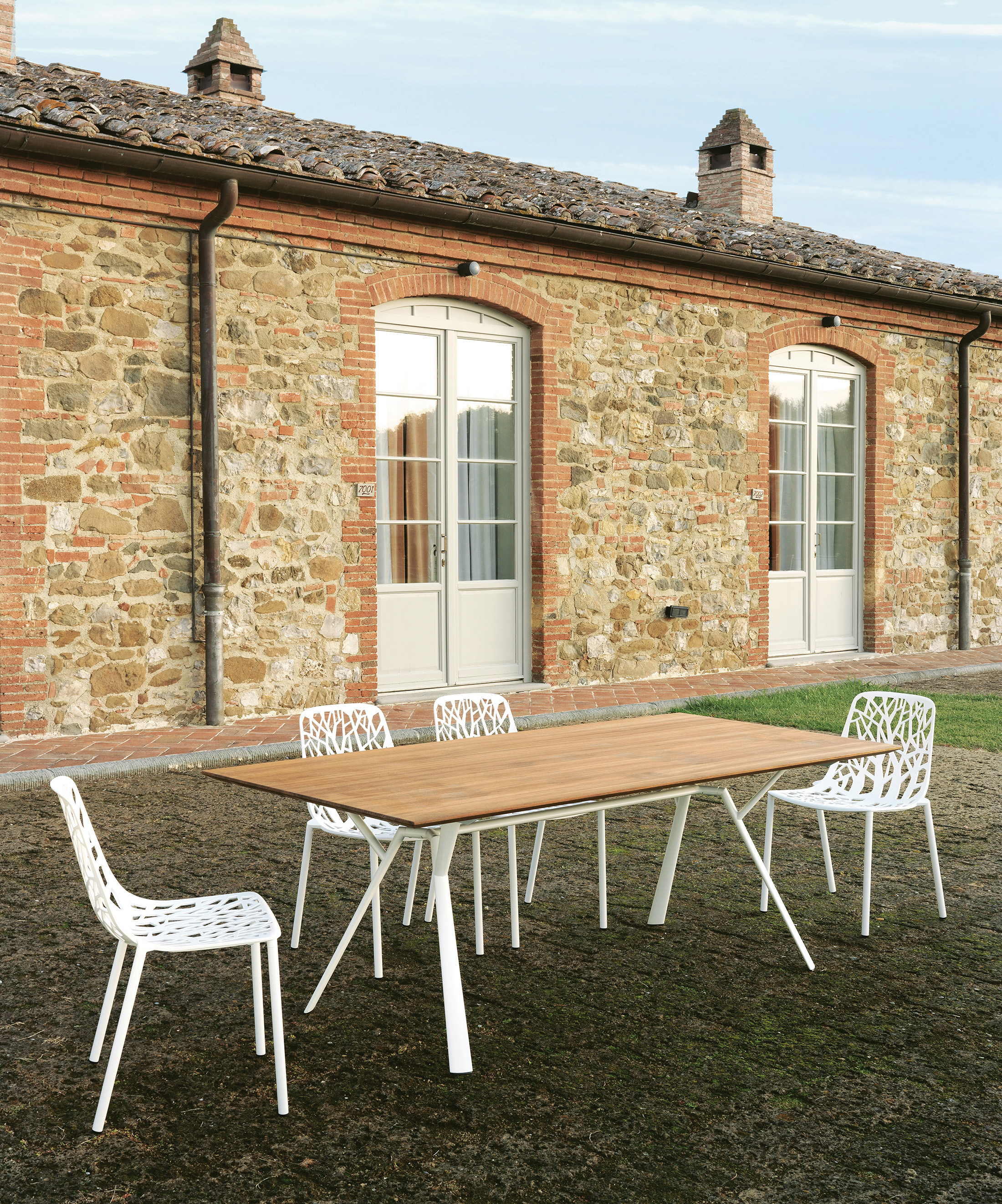 Radice Quadra rectangular table teak by Fast | STYLEPARK