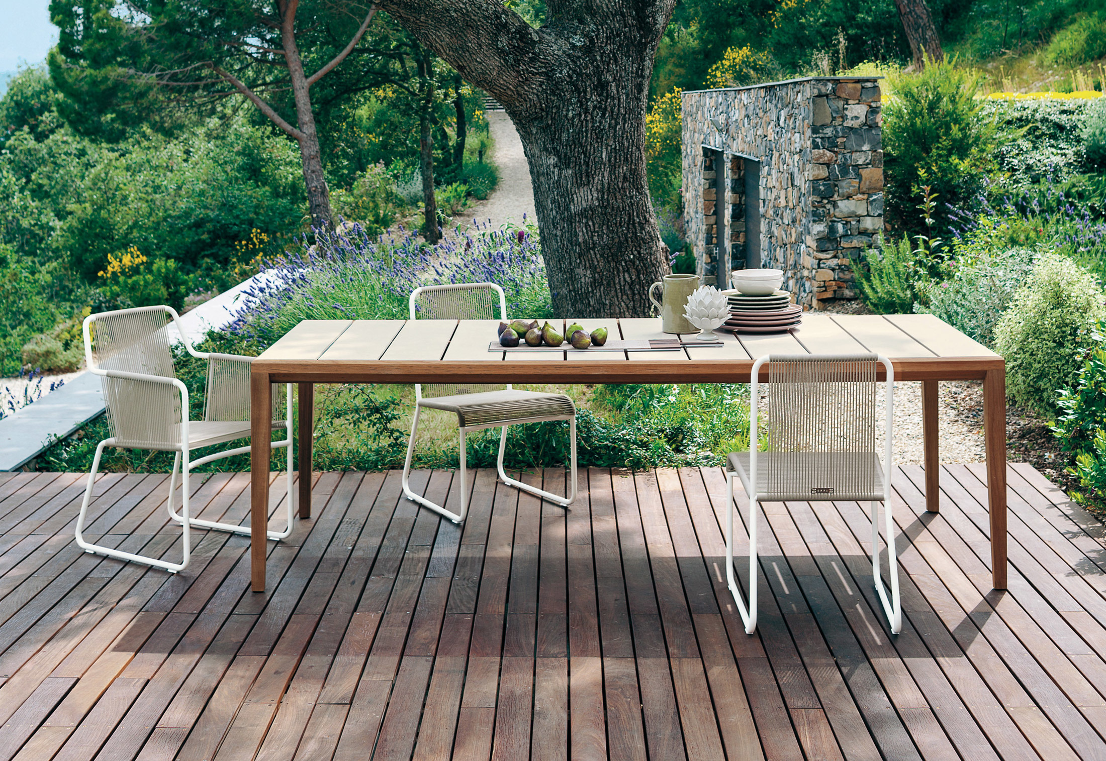 TEKA table by Roda | STYLEPARK