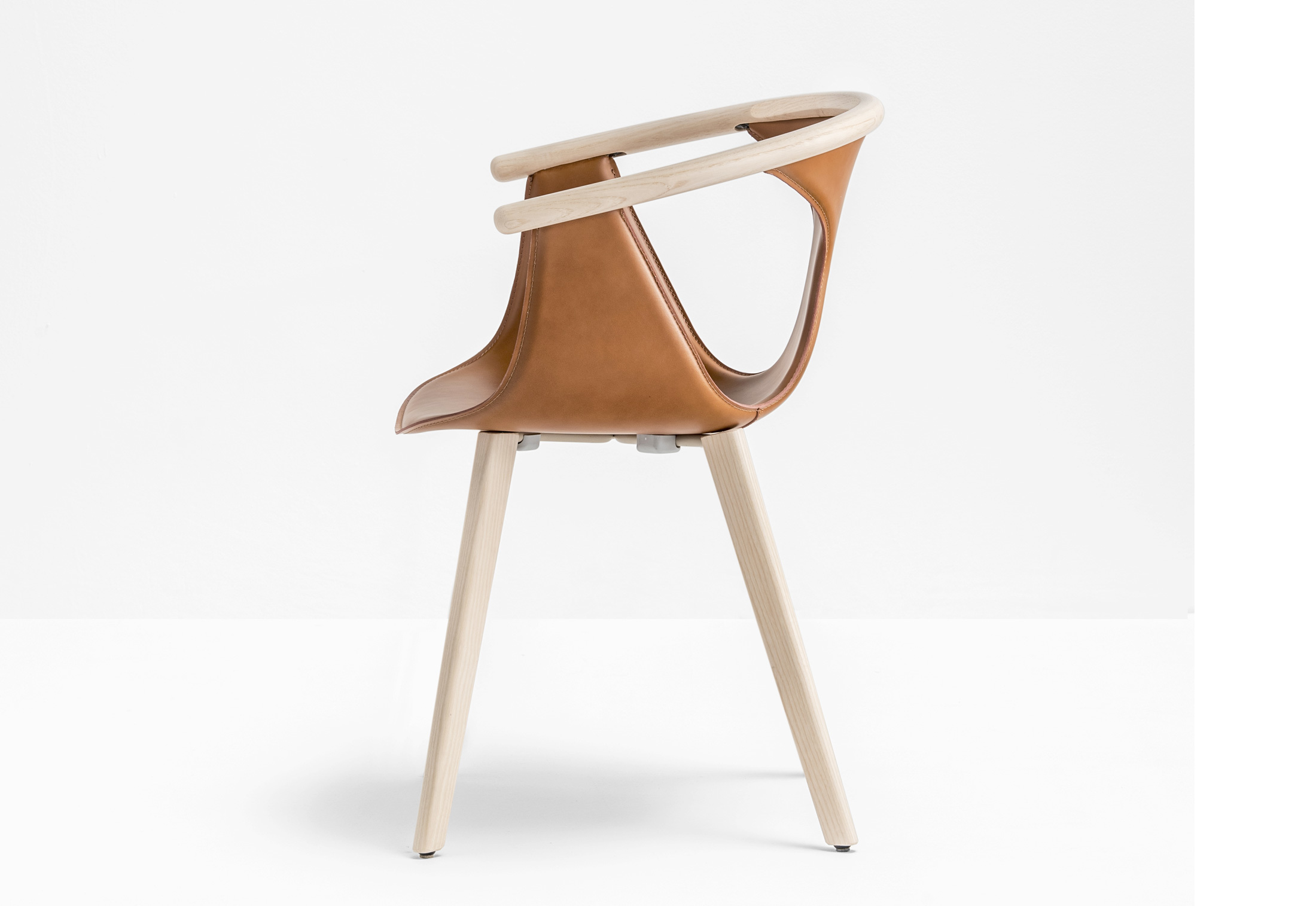 FOX 3727 by Pedrali | STYLEPARK