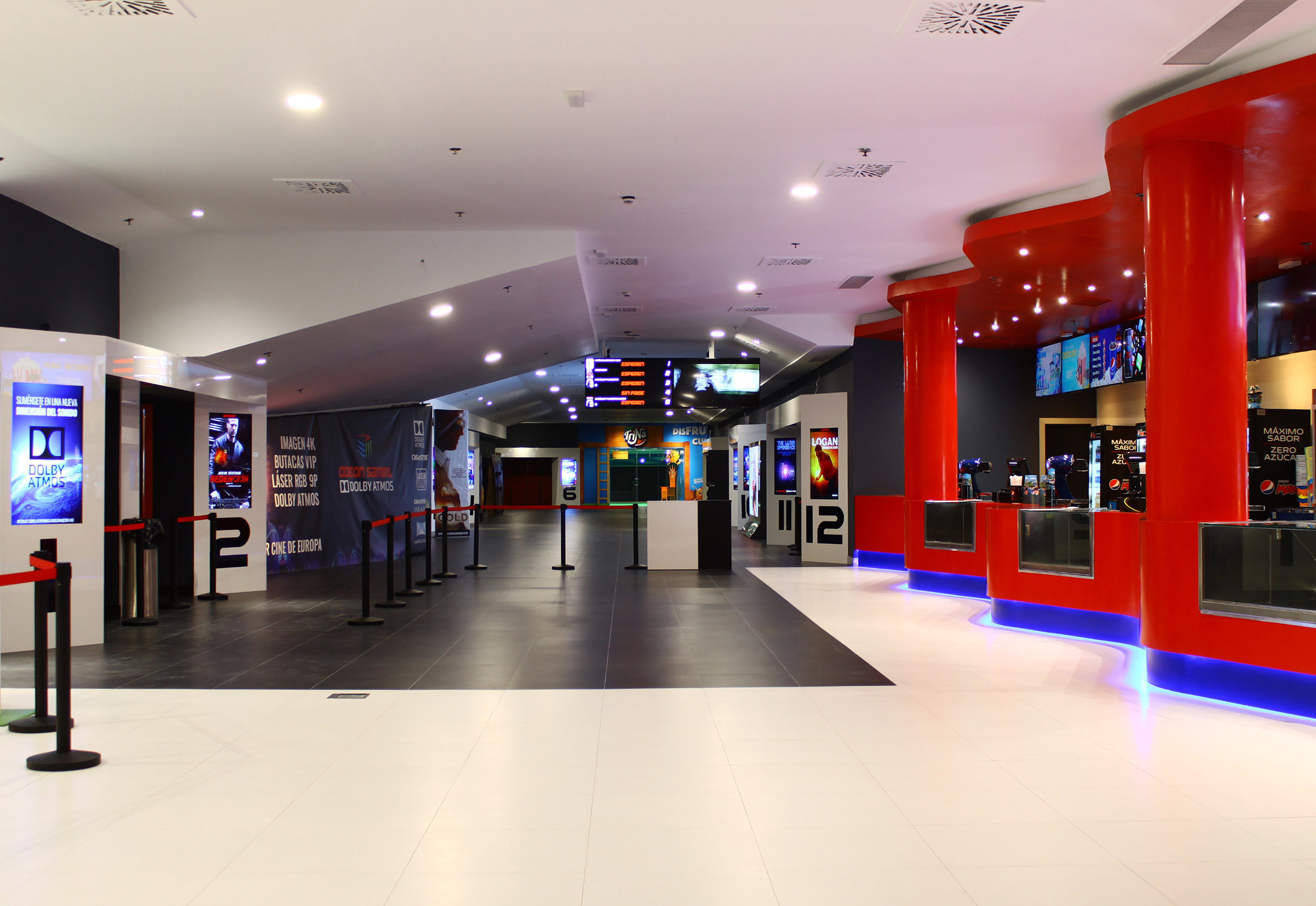 Cines Odeon Sambil 6704. Navy Blue, 6405. Happy Red by KRION | STYLEPARK