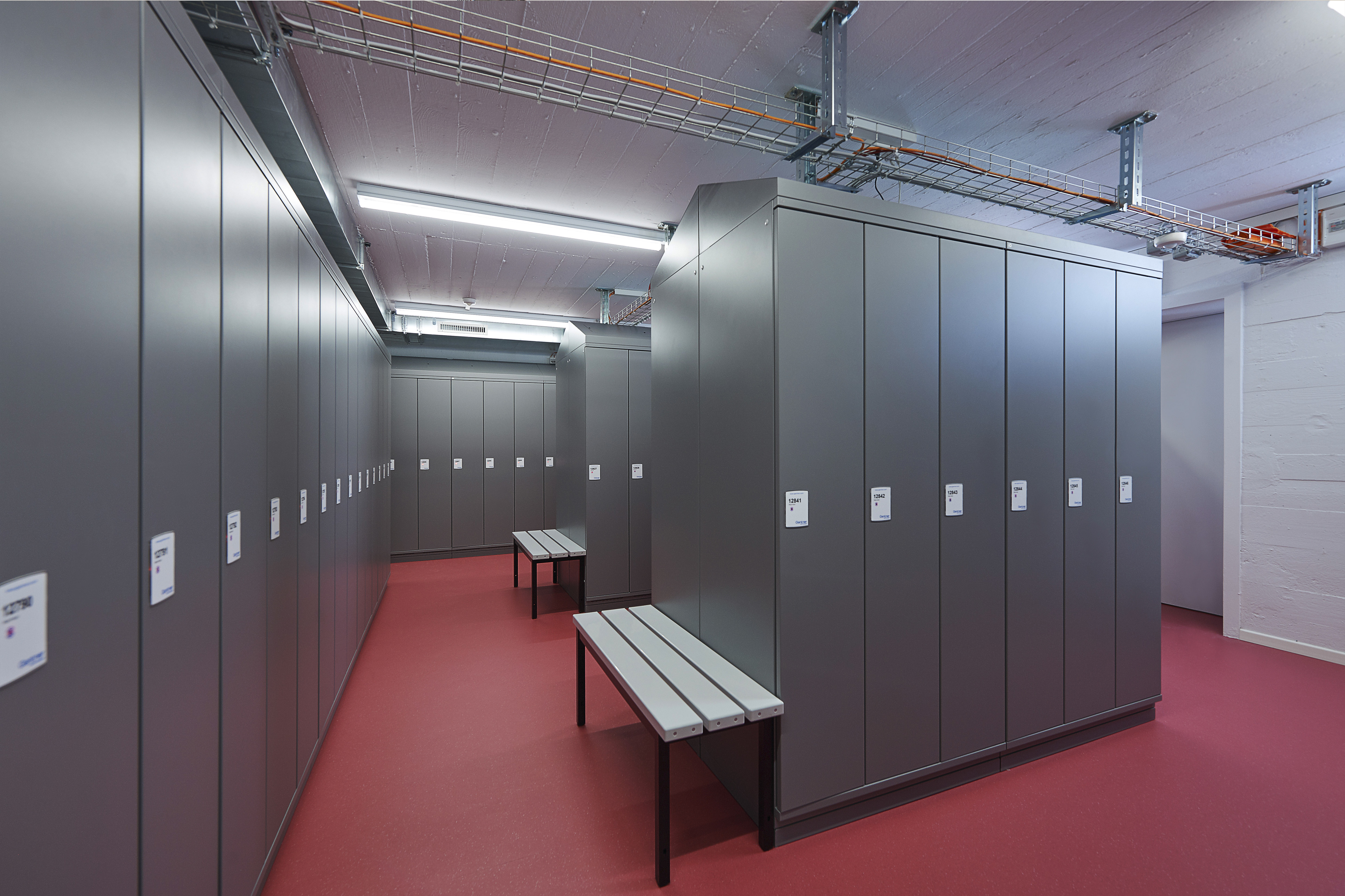 LO Clothes lockers by Lista Office LO | STYLEPARK