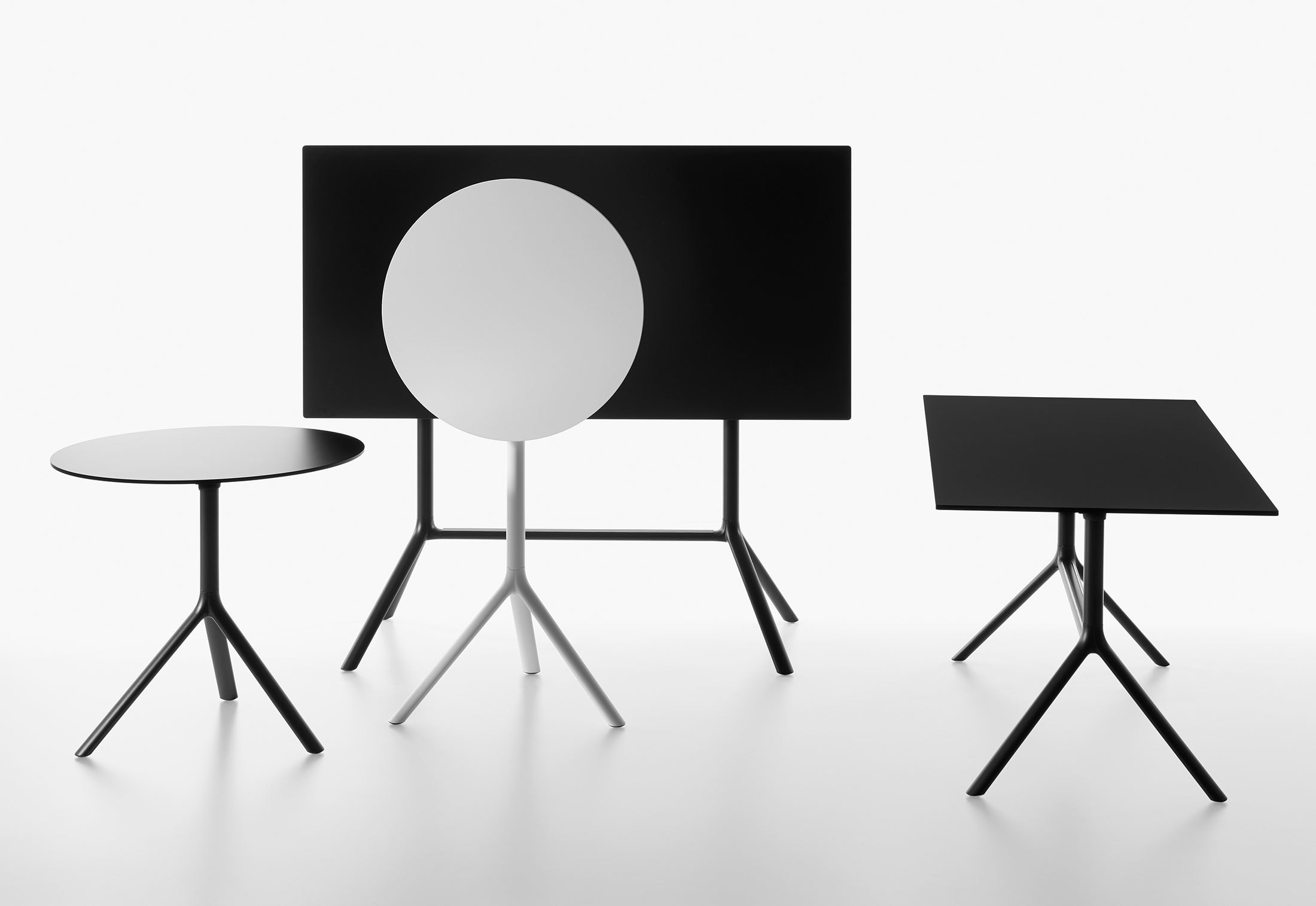 Miura table by Plank | STYLEPARK