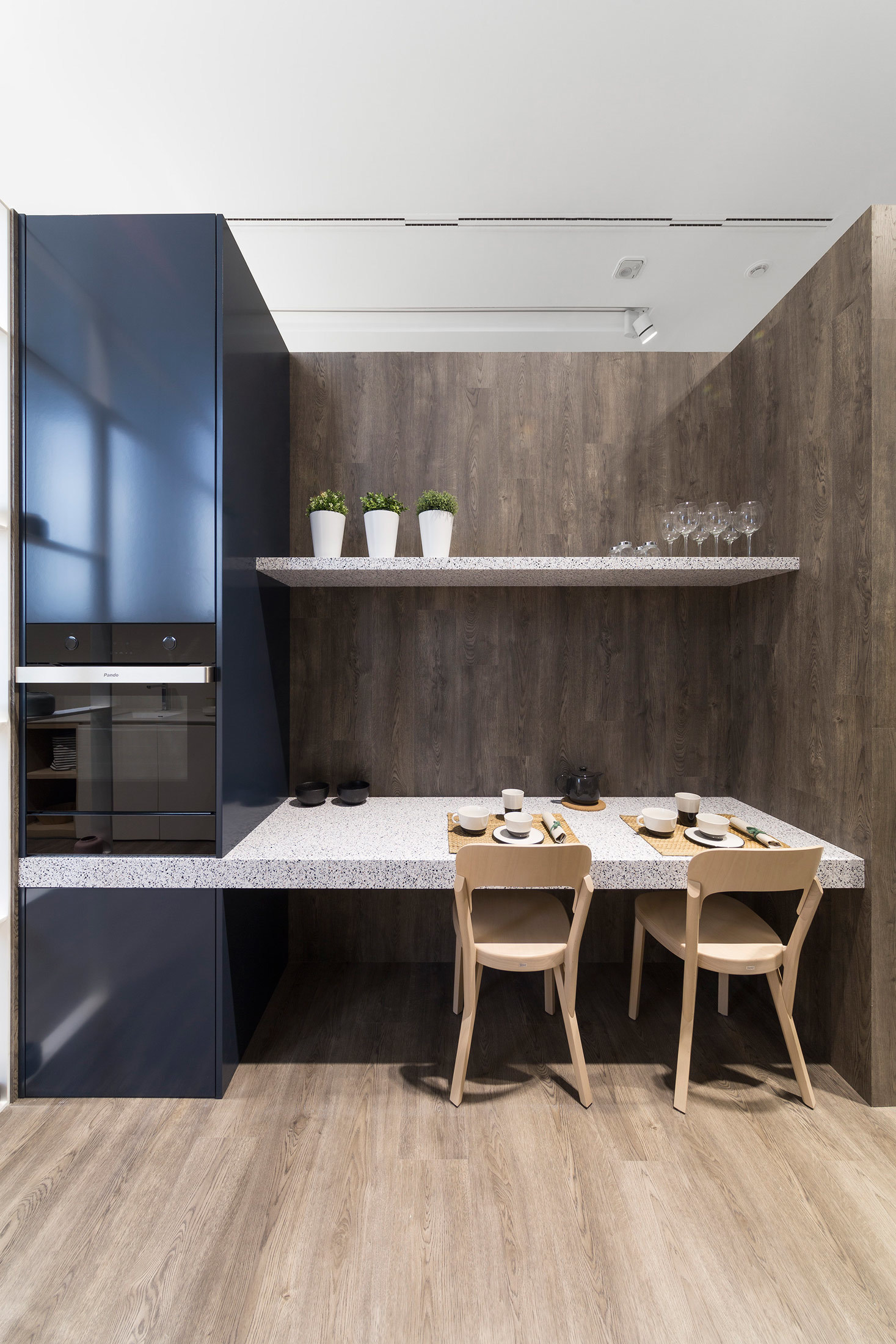 Krion Showroom Home T103. Antico Bianco by KRION | STYLEPARK