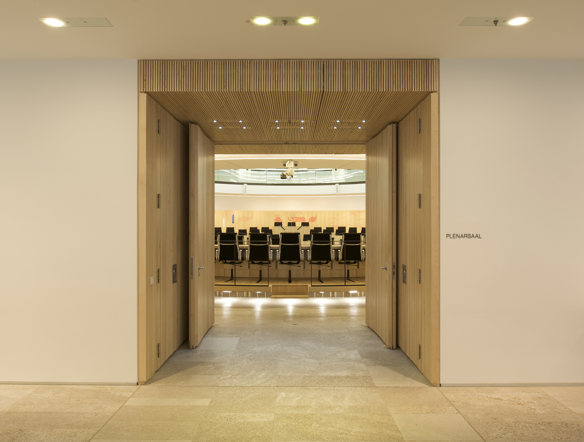 Lindner doors by Lindner Group | STYLEPARK