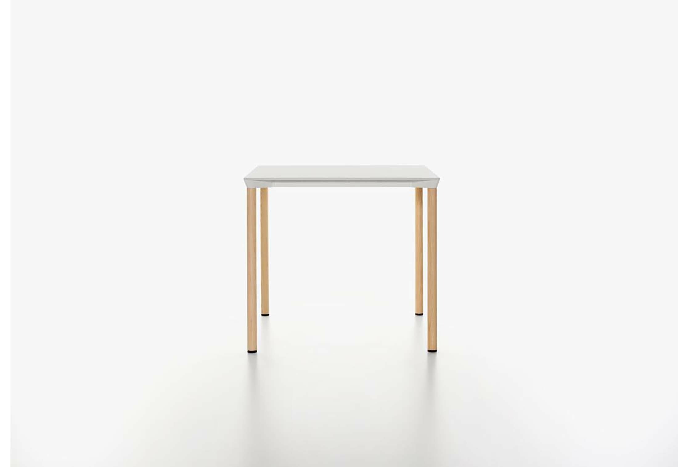 Monza table square by Plank | STYLEPARK