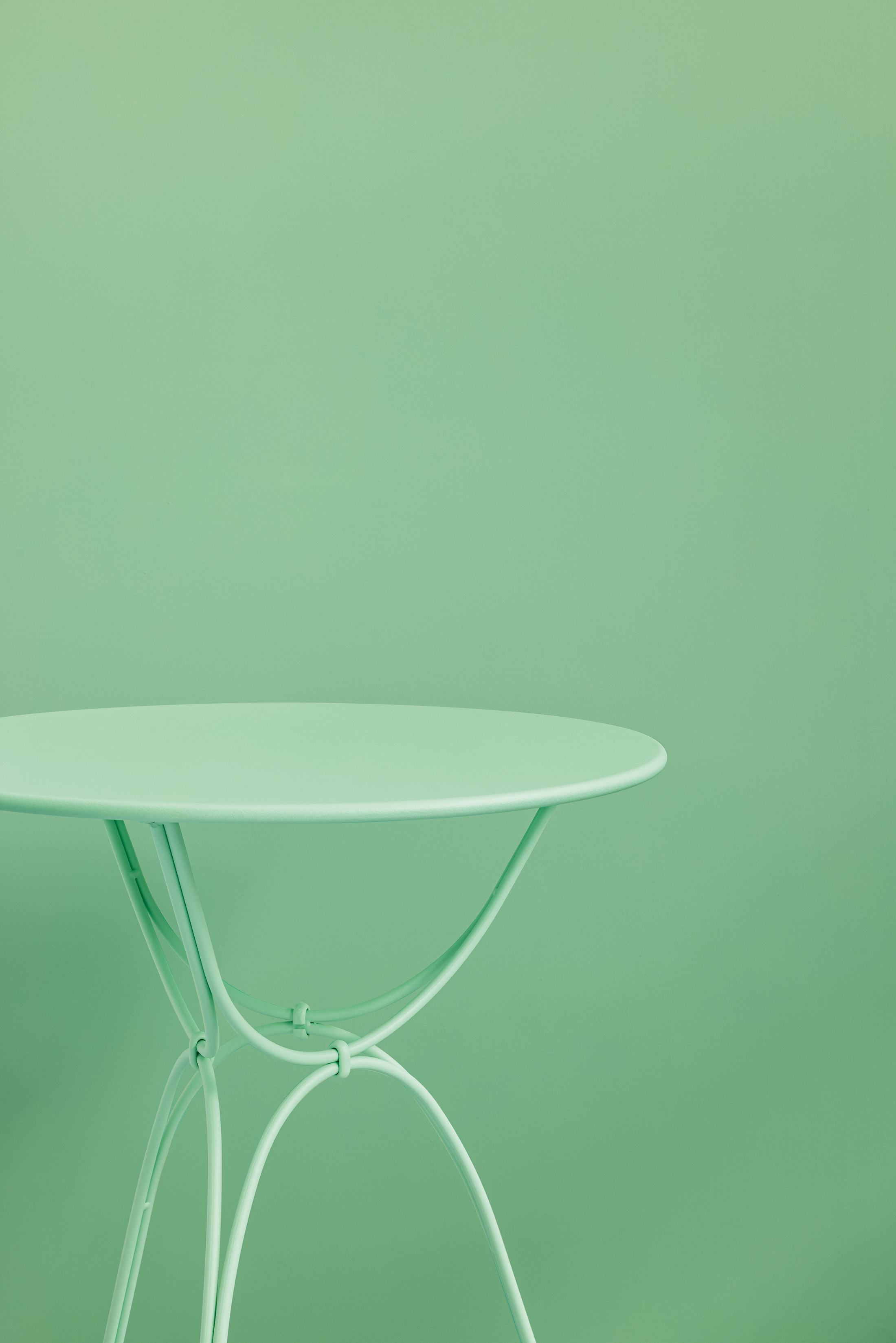 Airloop table by Fermob | STYLEPARK