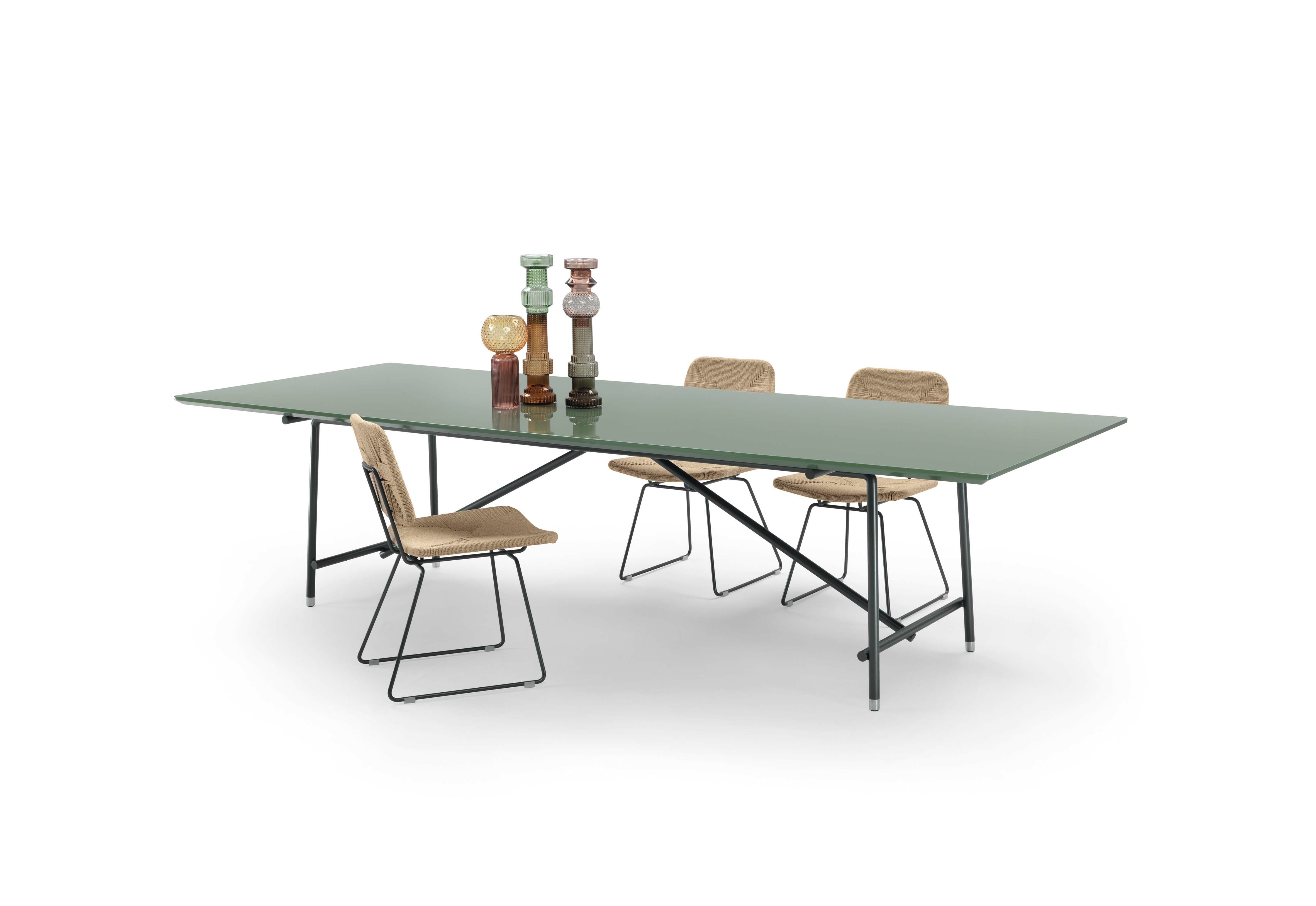 Any day dining table by Flexform | STYLEPARK