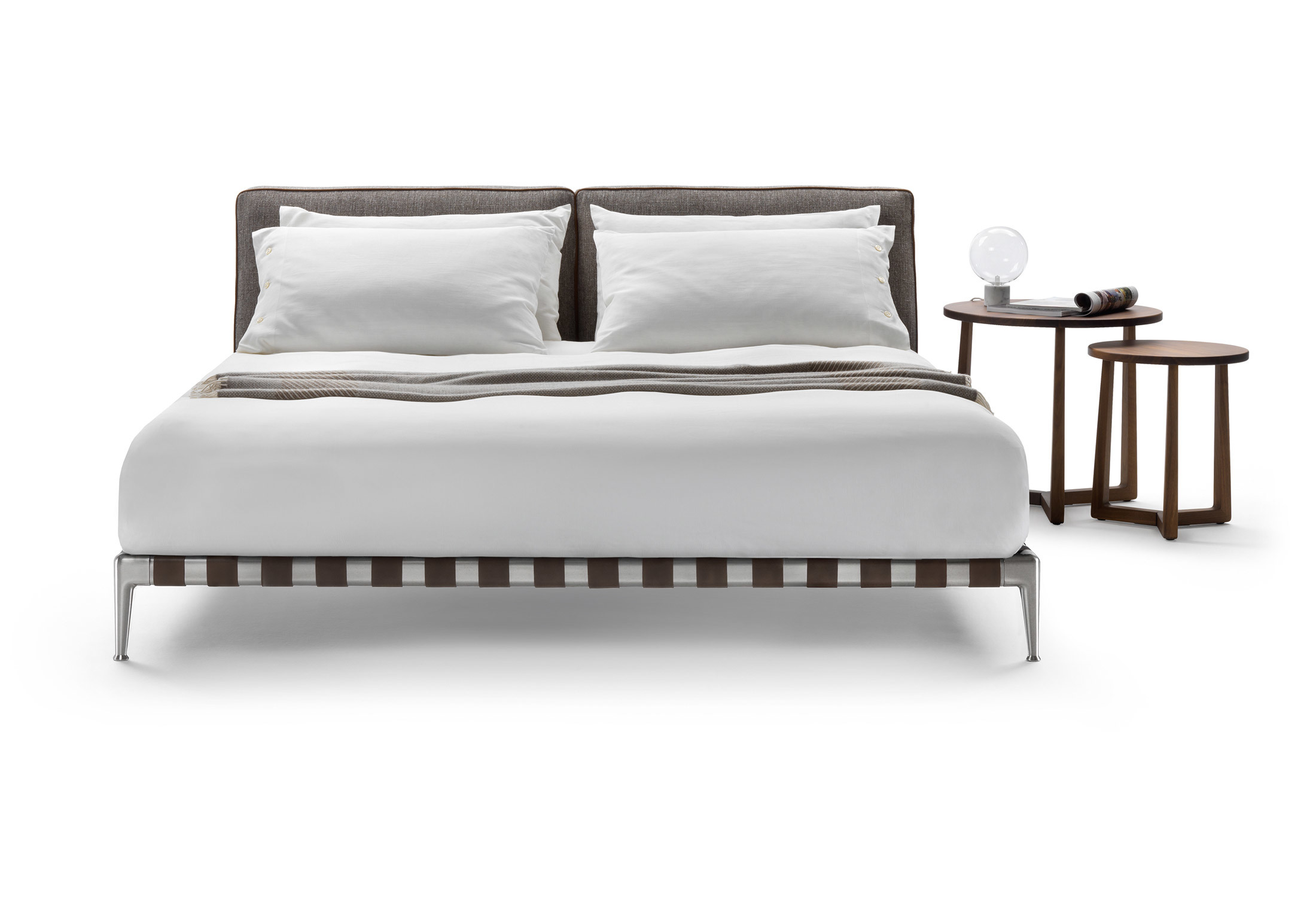 Gregory bed by Flexform | STYLEPARK