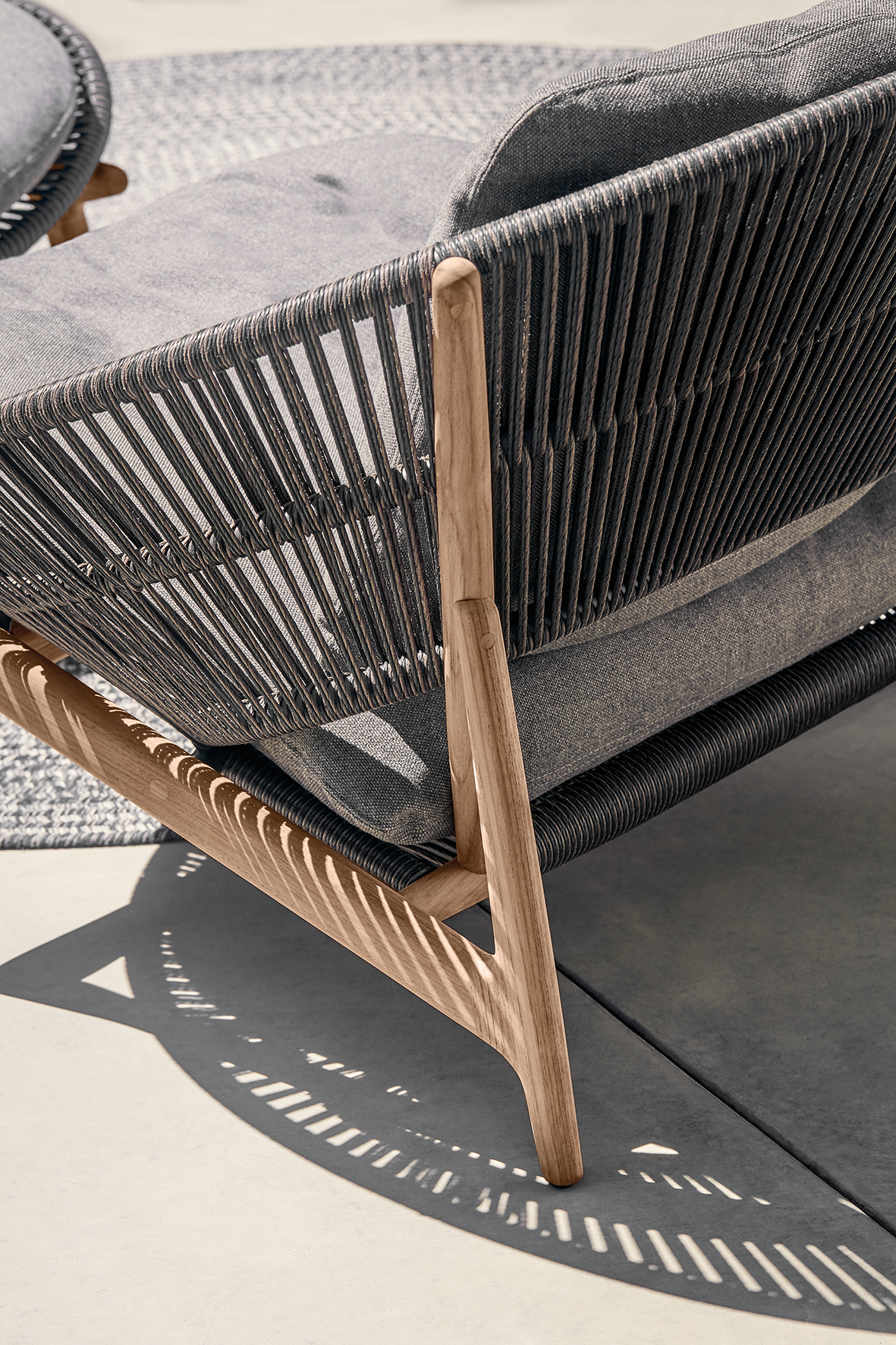 Bora Dining Chair by Gloster Furniture | STYLEPARK