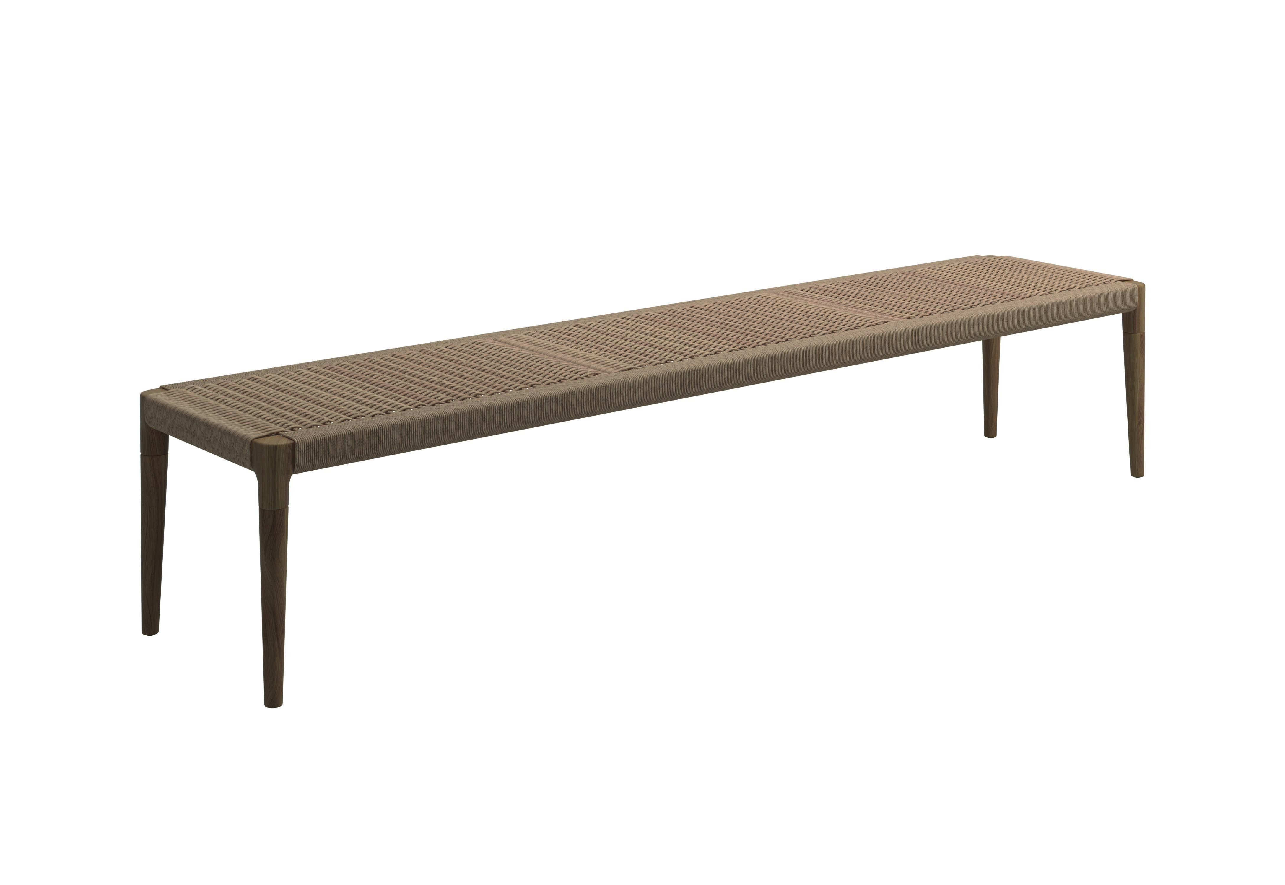 Lima dining bench by Gloster Furniture | STYLEPARK
