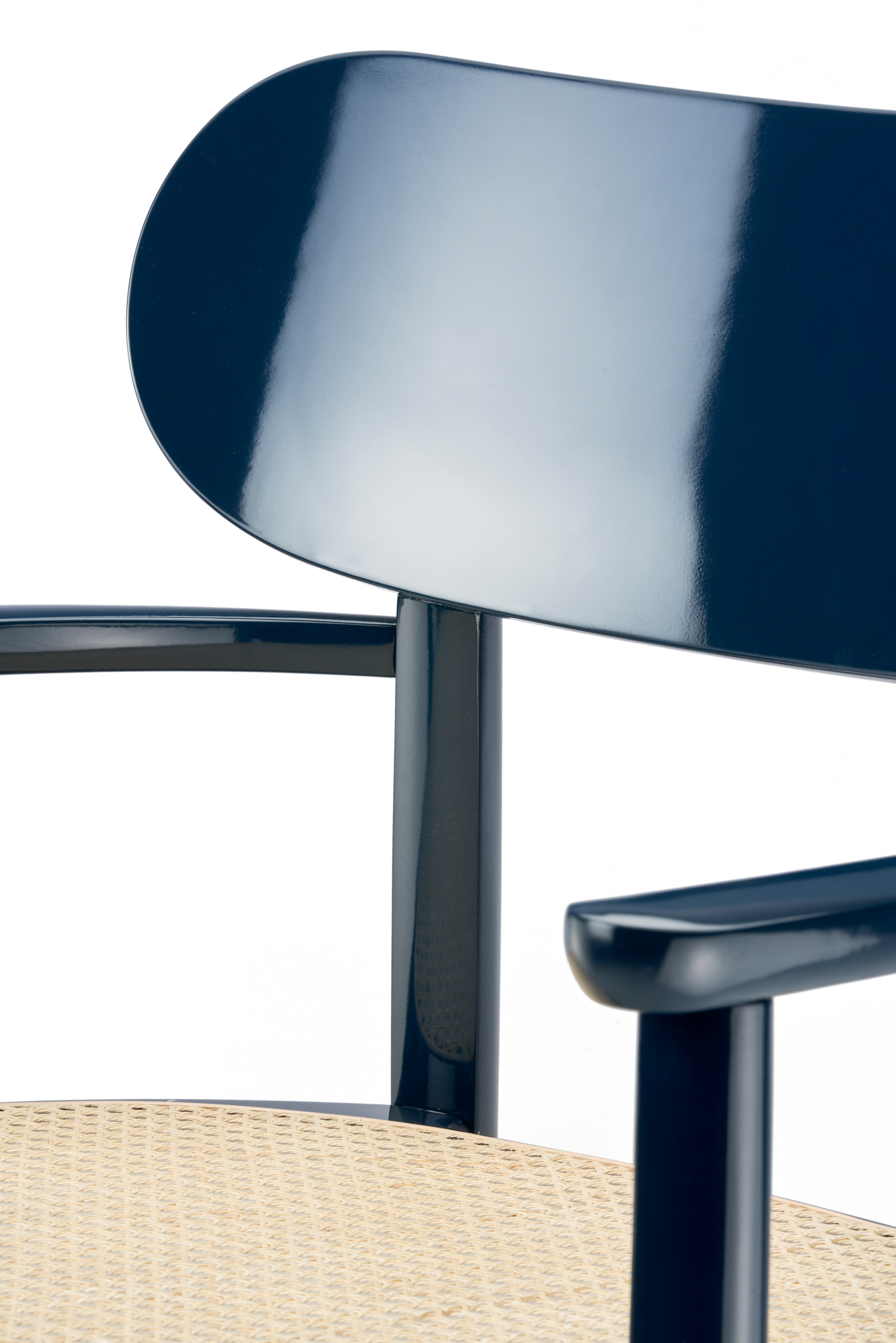 119 F by Thonet | STYLEPARK
