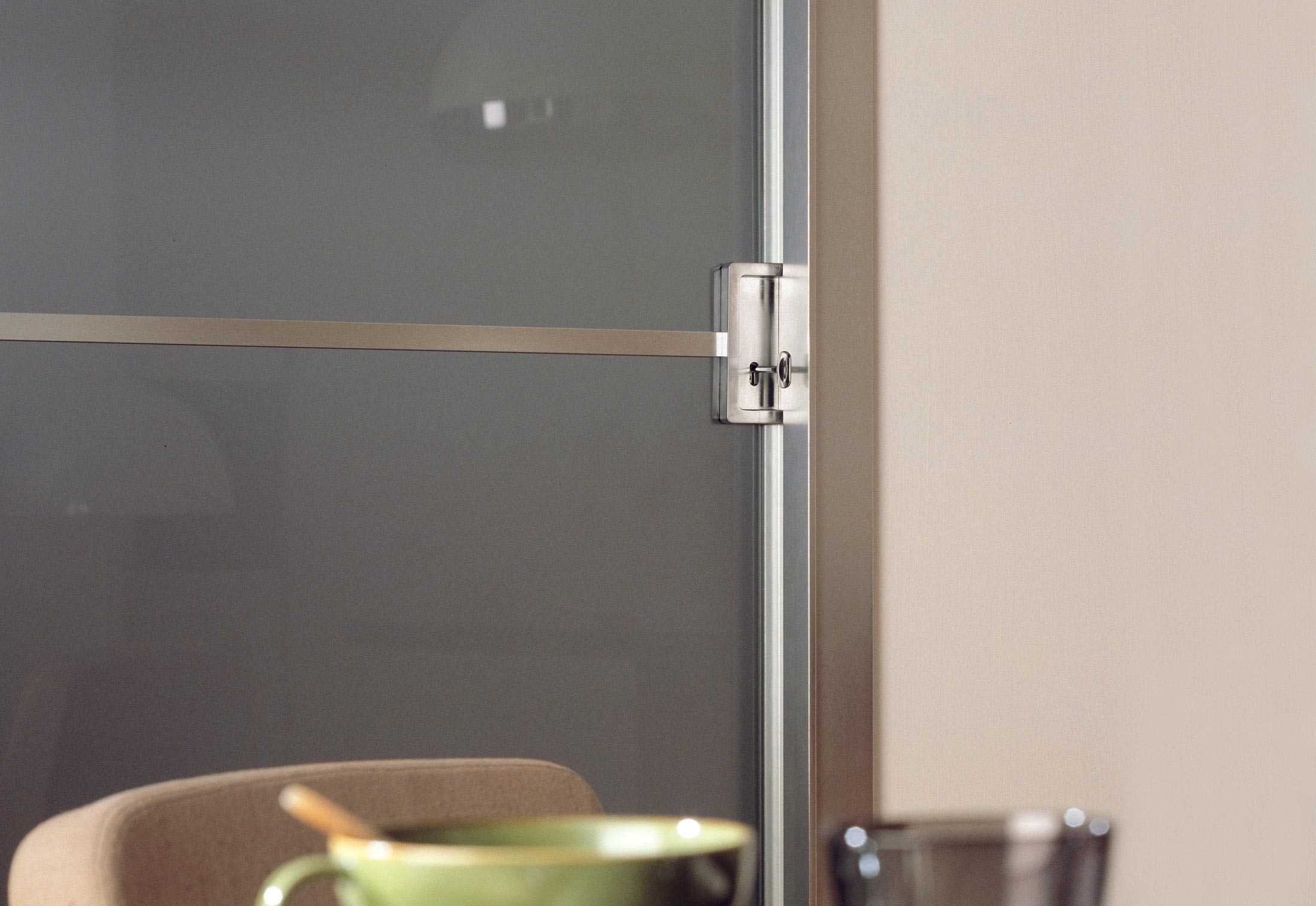 Quadra sliding door by Albed | STYLEPARK