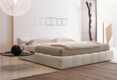 TUFTY-BED von B&B Italia | STYLEPARK