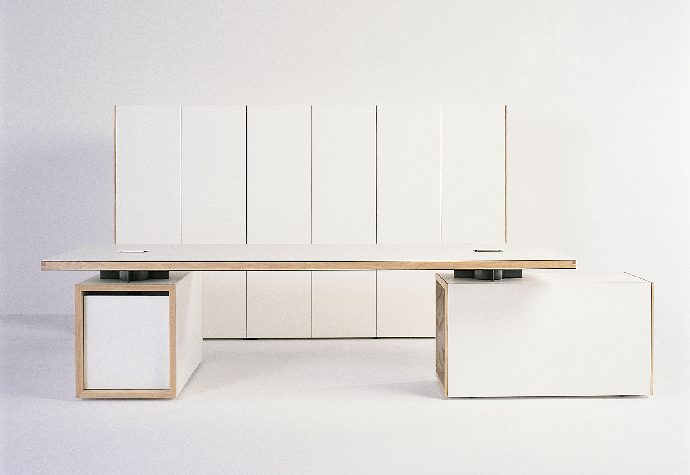 Normal Desk by BULO | STYLEPARK
