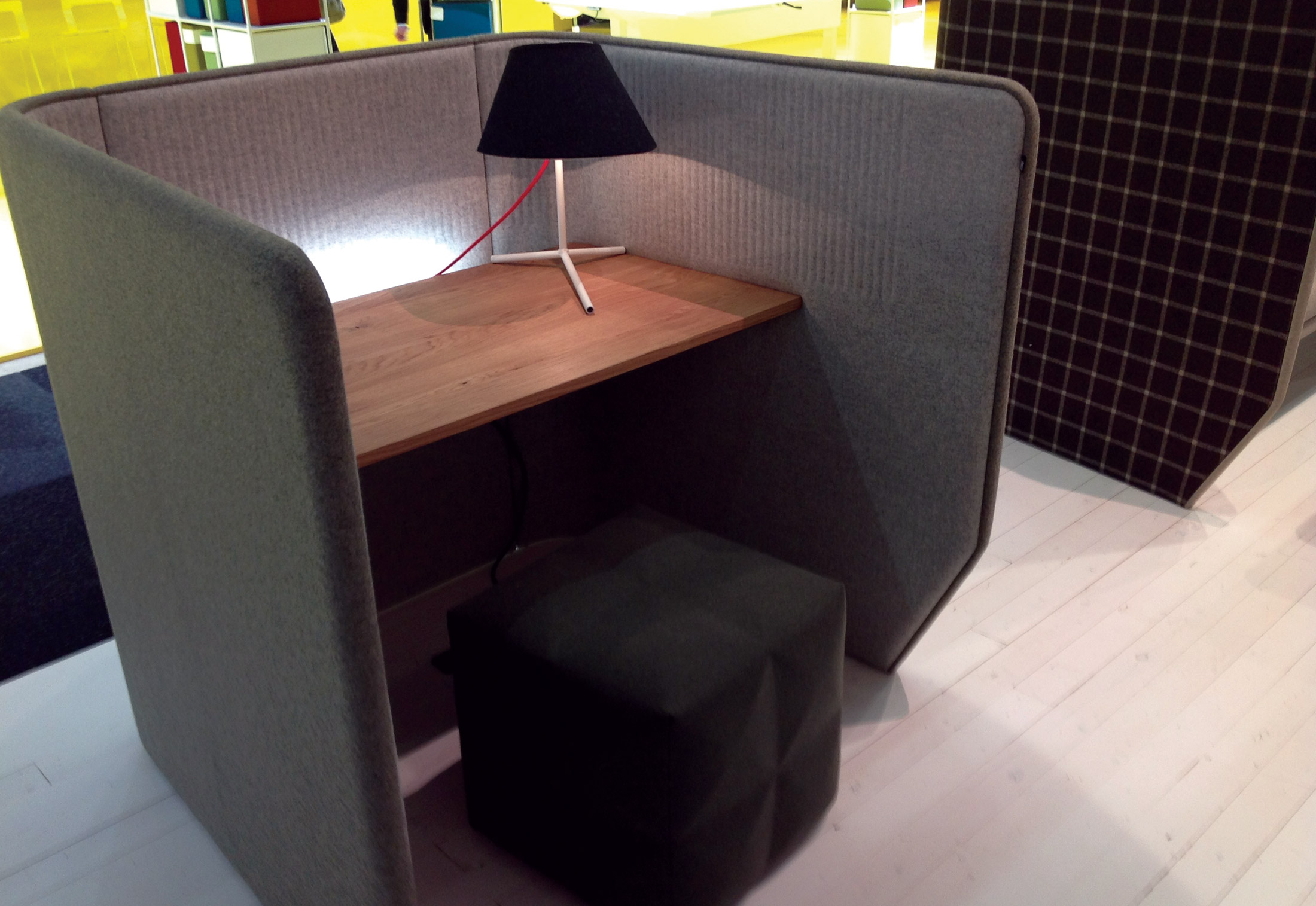 BuzziBooth by BuzziSpace | STYLEPARK