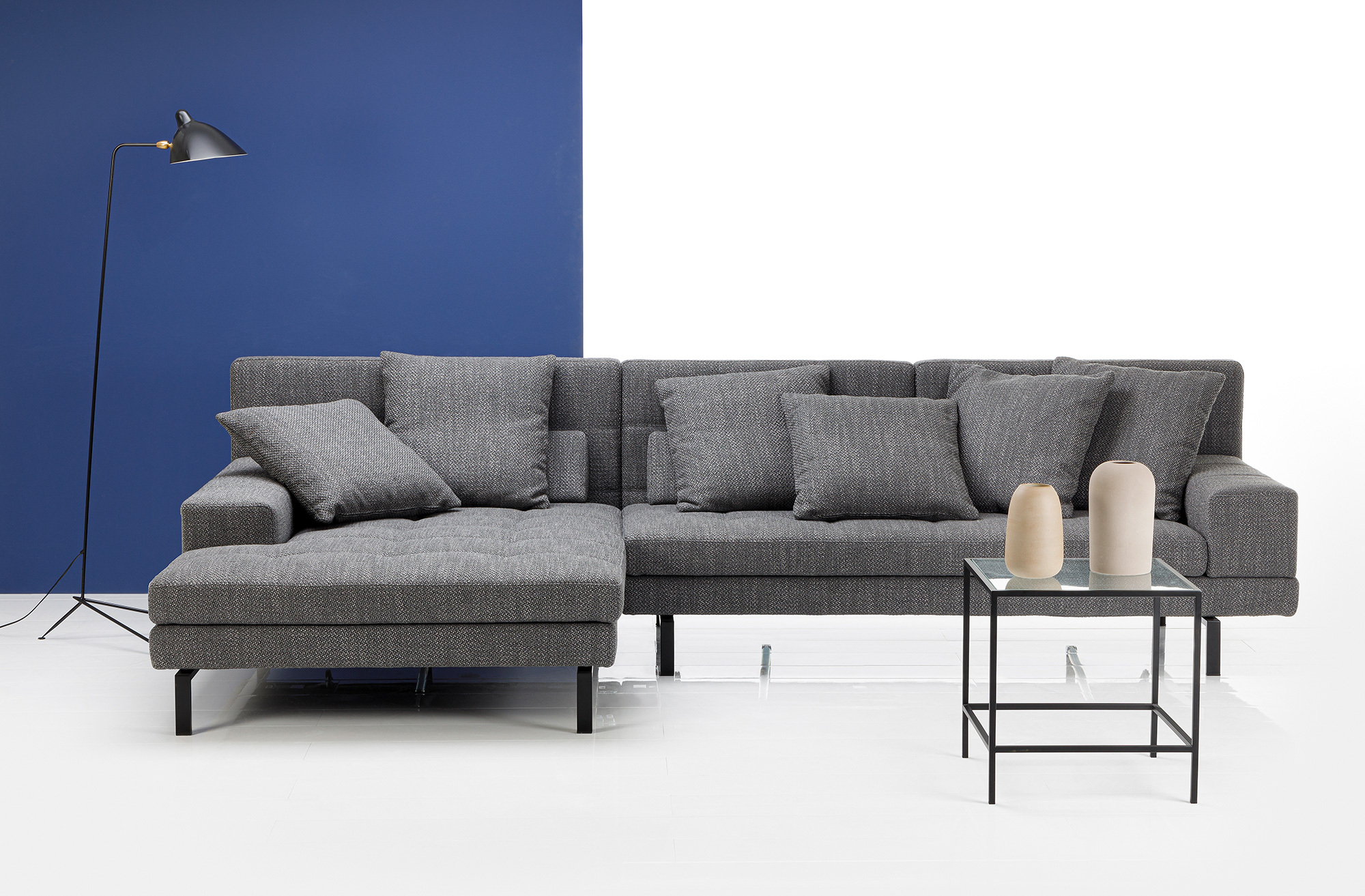 Amber corner sofa by Brühl | STYLEPARK