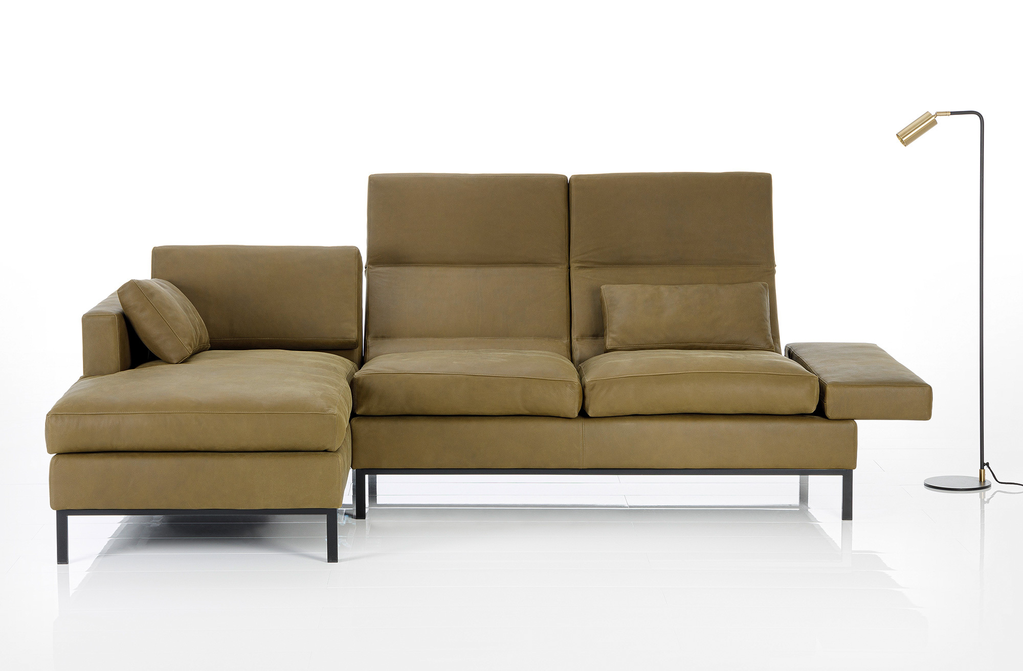 Tomo soft corner sofa by Brühl | STYLEPARK