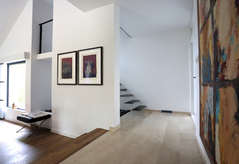 Floating Triangular Treads by EeStairs | STYLEPARK