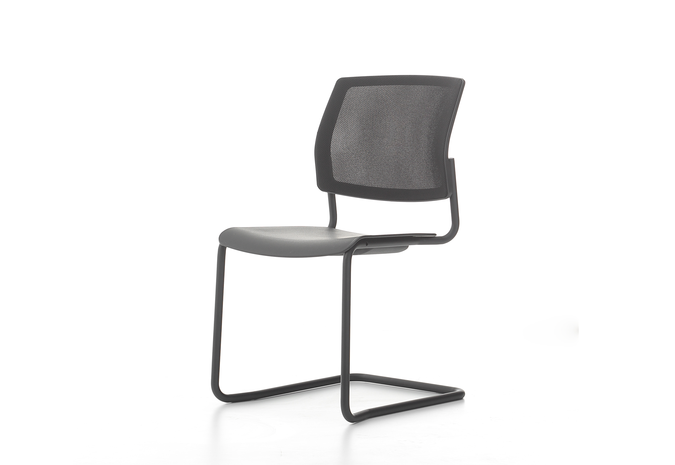 Trea cantilever chair by Nurus | STYLEPARK