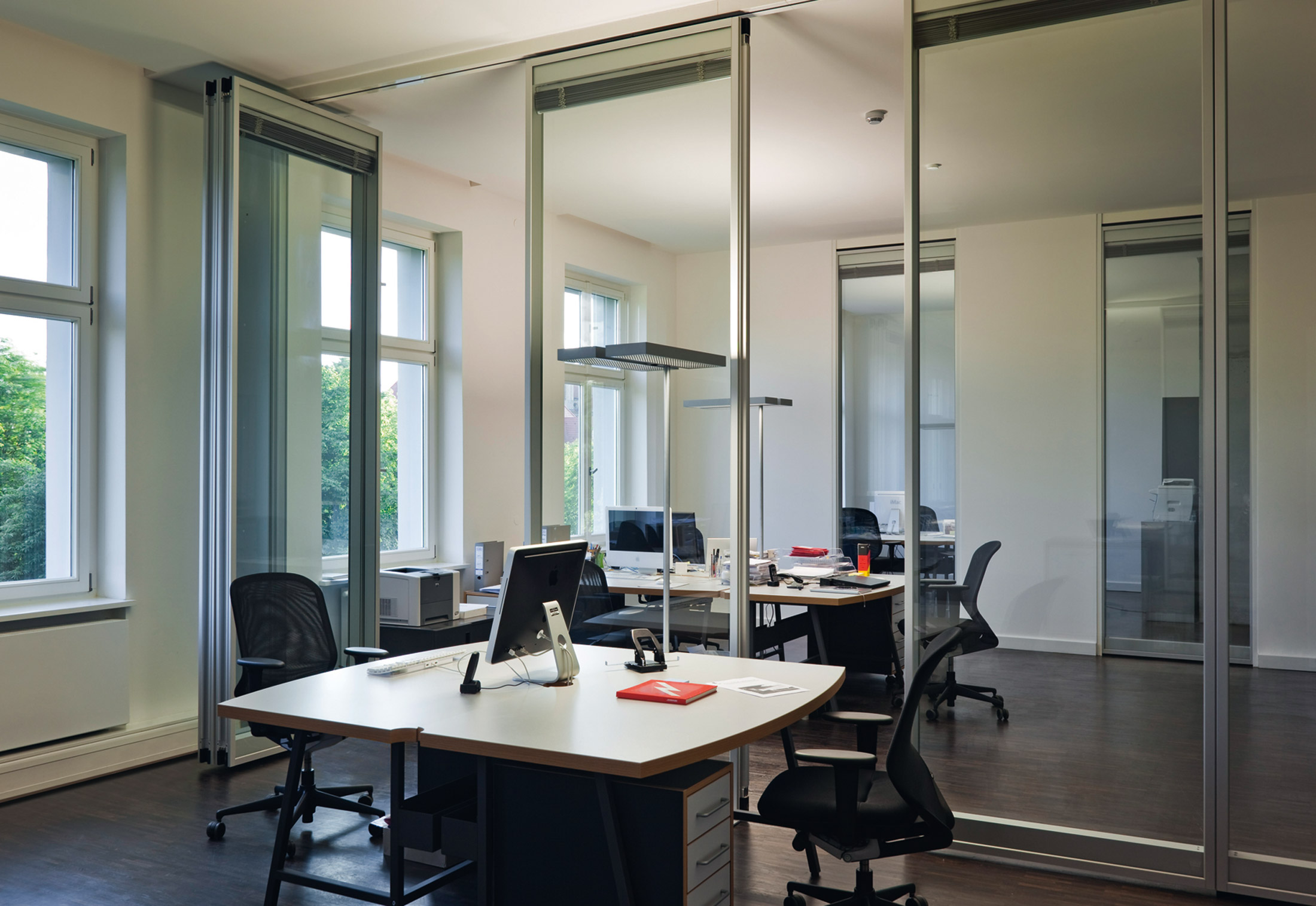 Moveo glass by dormakaba | STYLEPARK