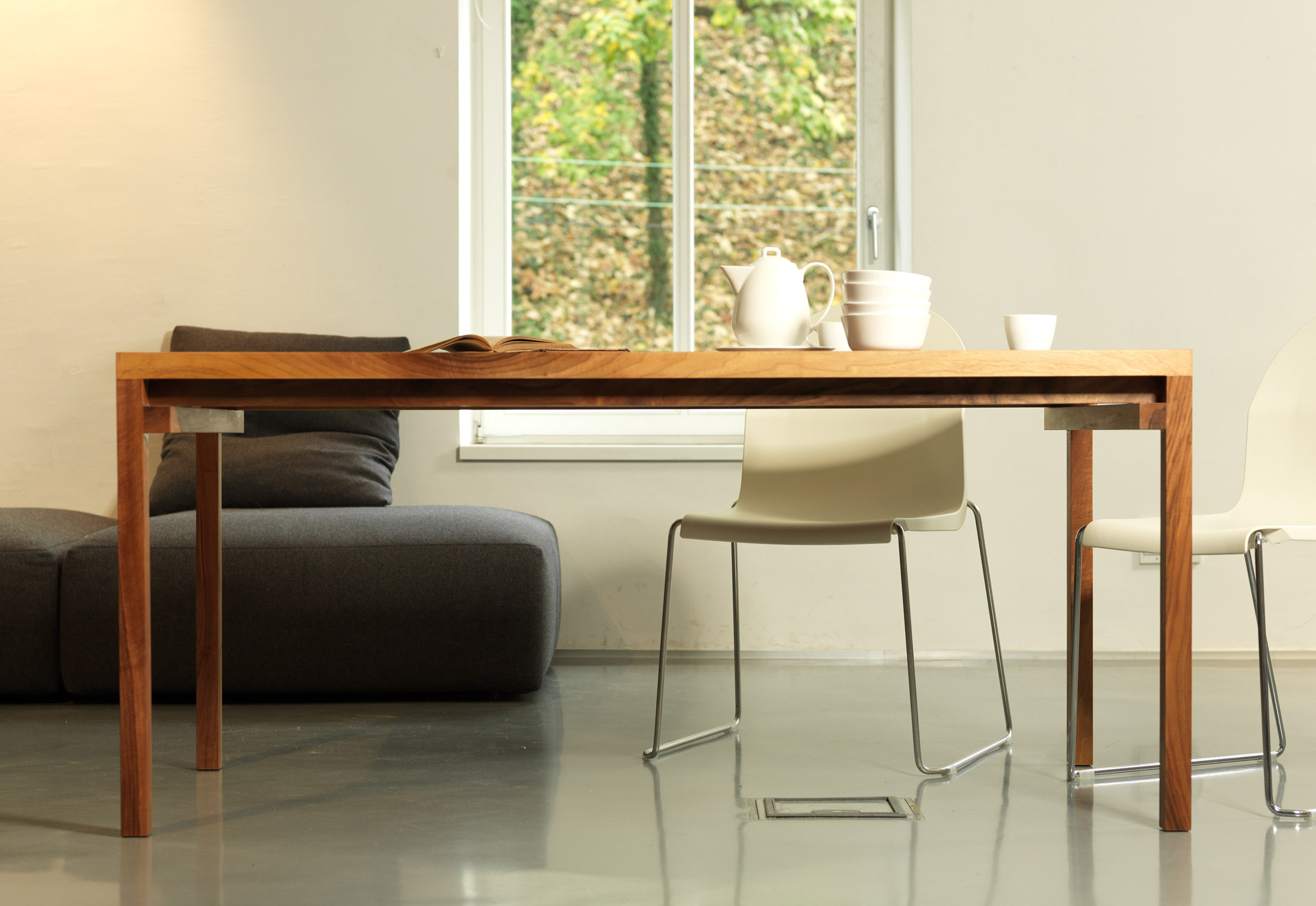 Expandable Table XYZ by Element | STYLEPARK