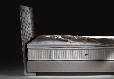 Cestone bed by Flexform | STYLEPARK