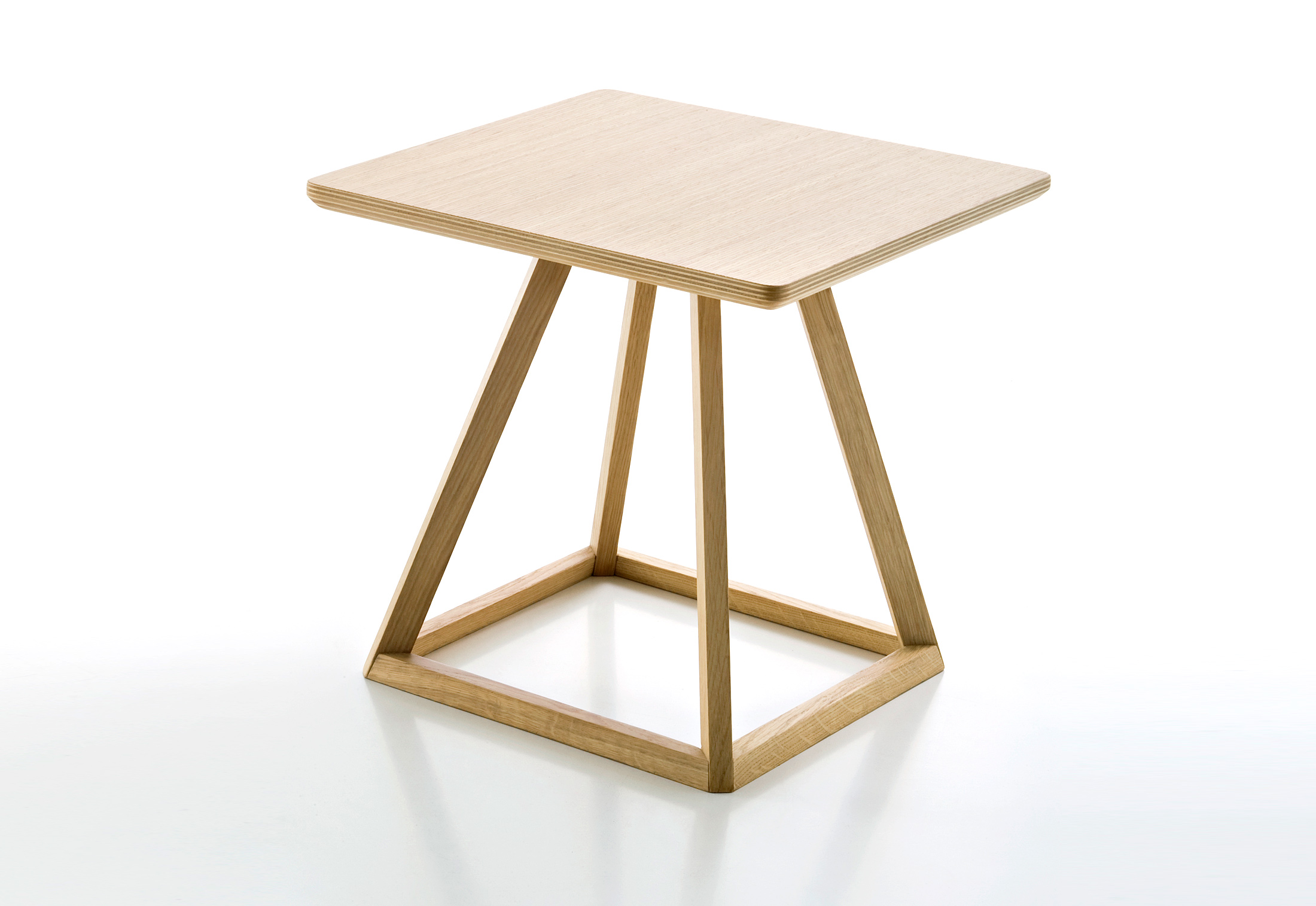 Kite side table by Fornasarig | STYLEPARK