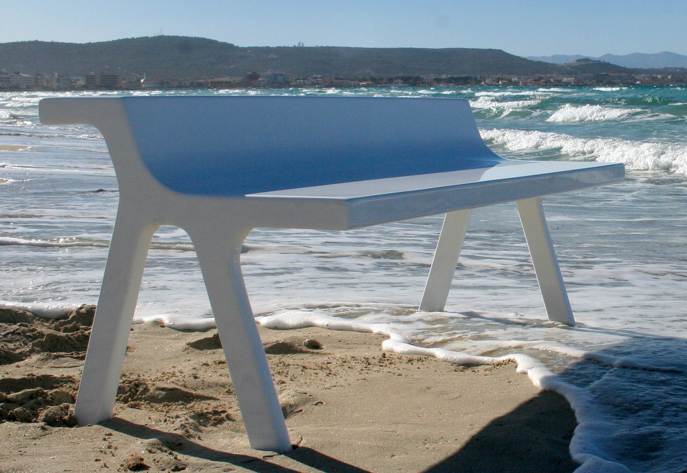 Step Bench by GAEAforms | STYLEPARK