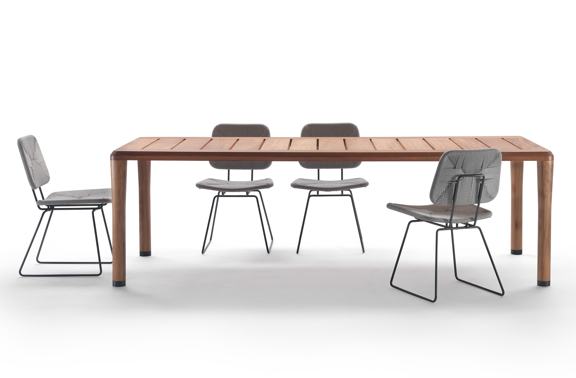 Kobo Outdoor dining table by Flexform | STYLEPARK