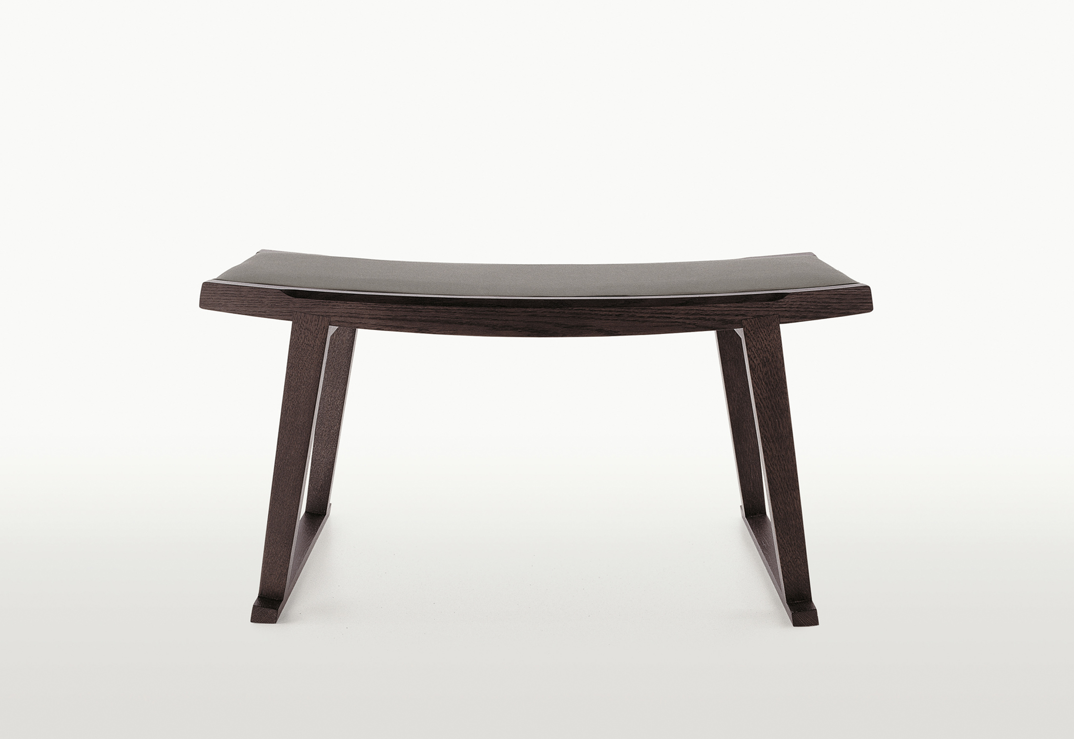 SELLA stool by Maxalto | STYLEPARK