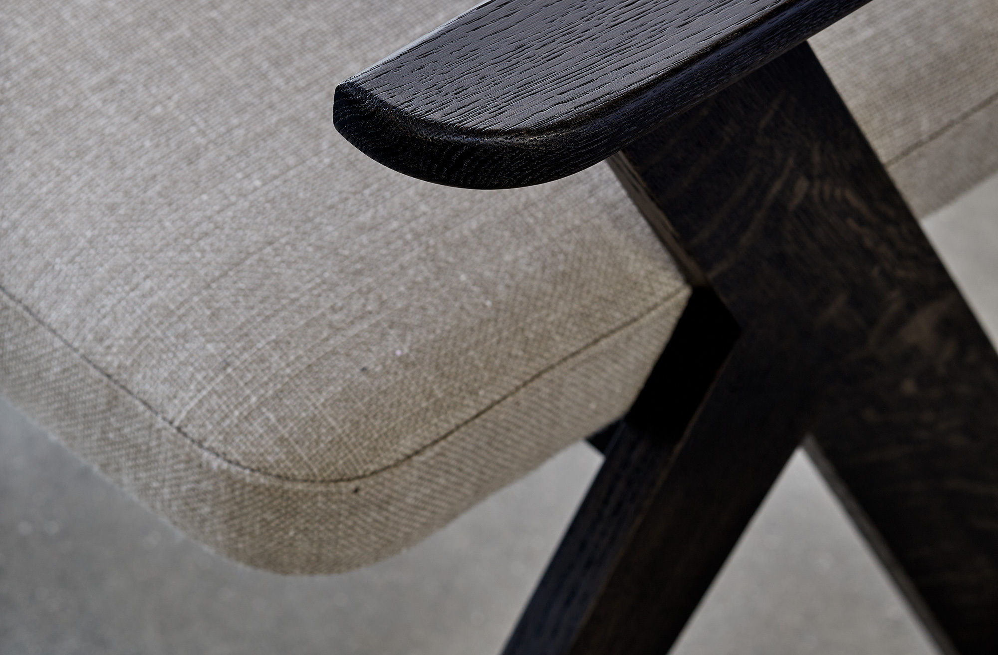 YAN chair by [more] | STYLEPARK