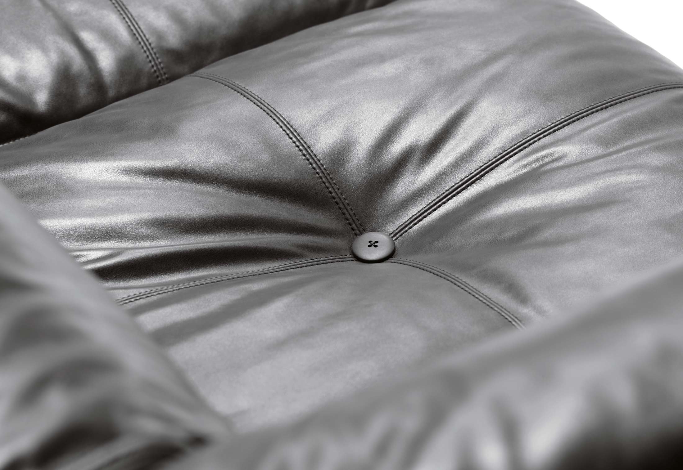 Rod Leather sofa by Living Divani | STYLEPARK