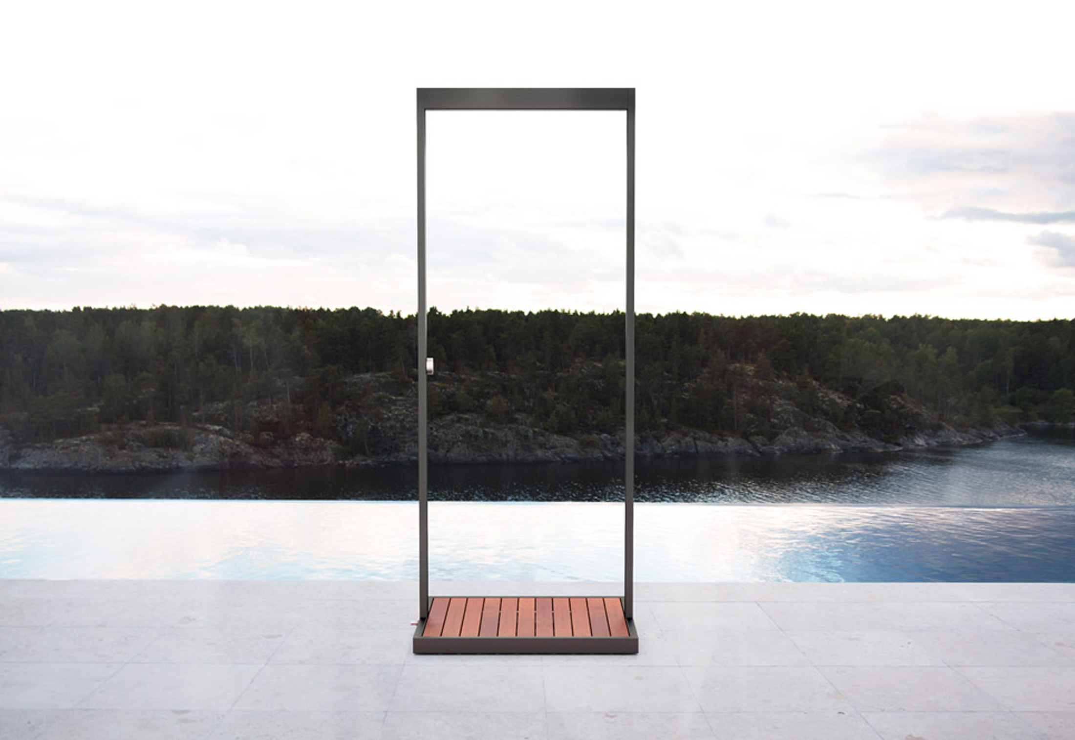 Garden Shower by Röshults | STYLEPARK