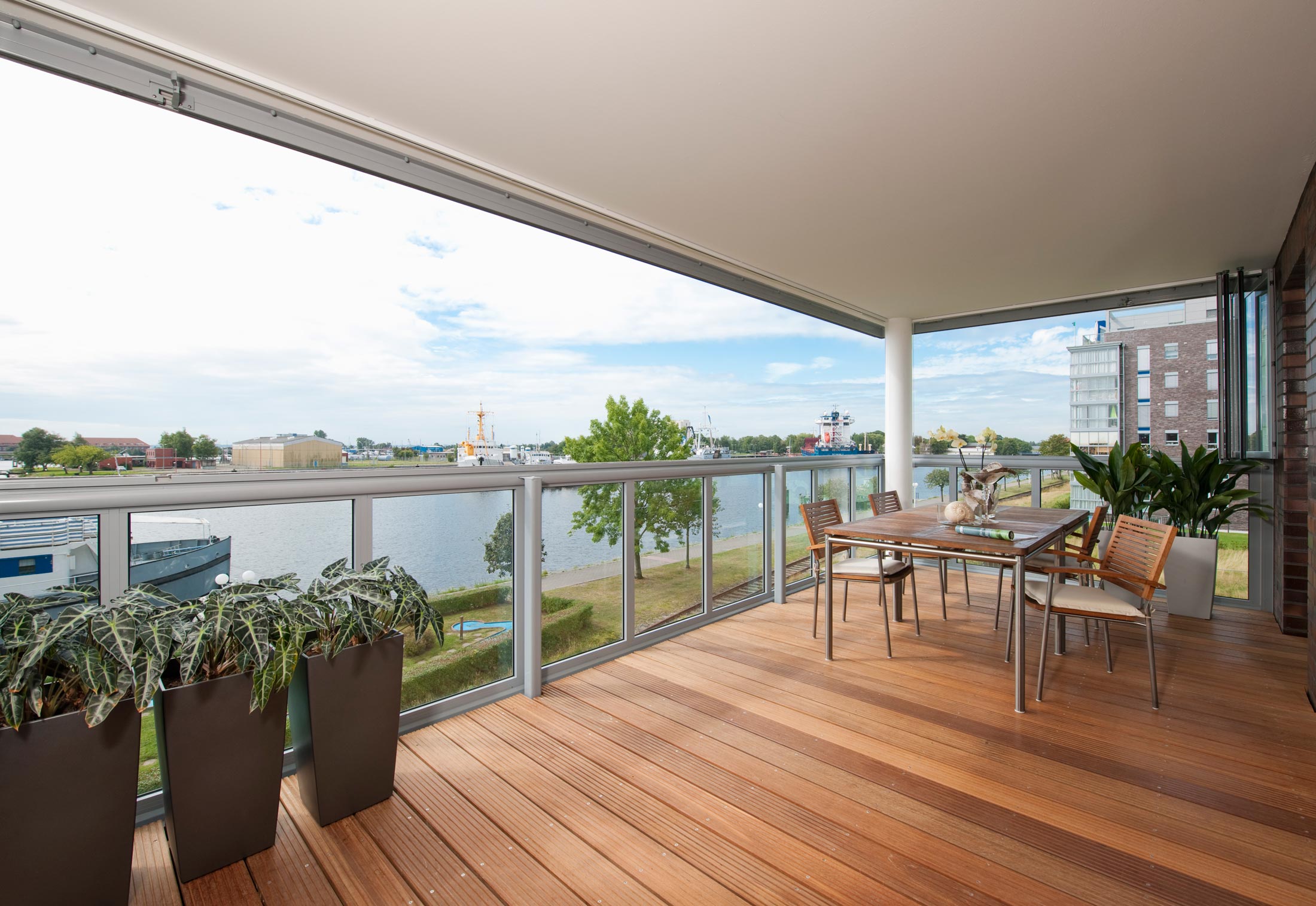 SL 25 R by Solarlux | STYLEPARK