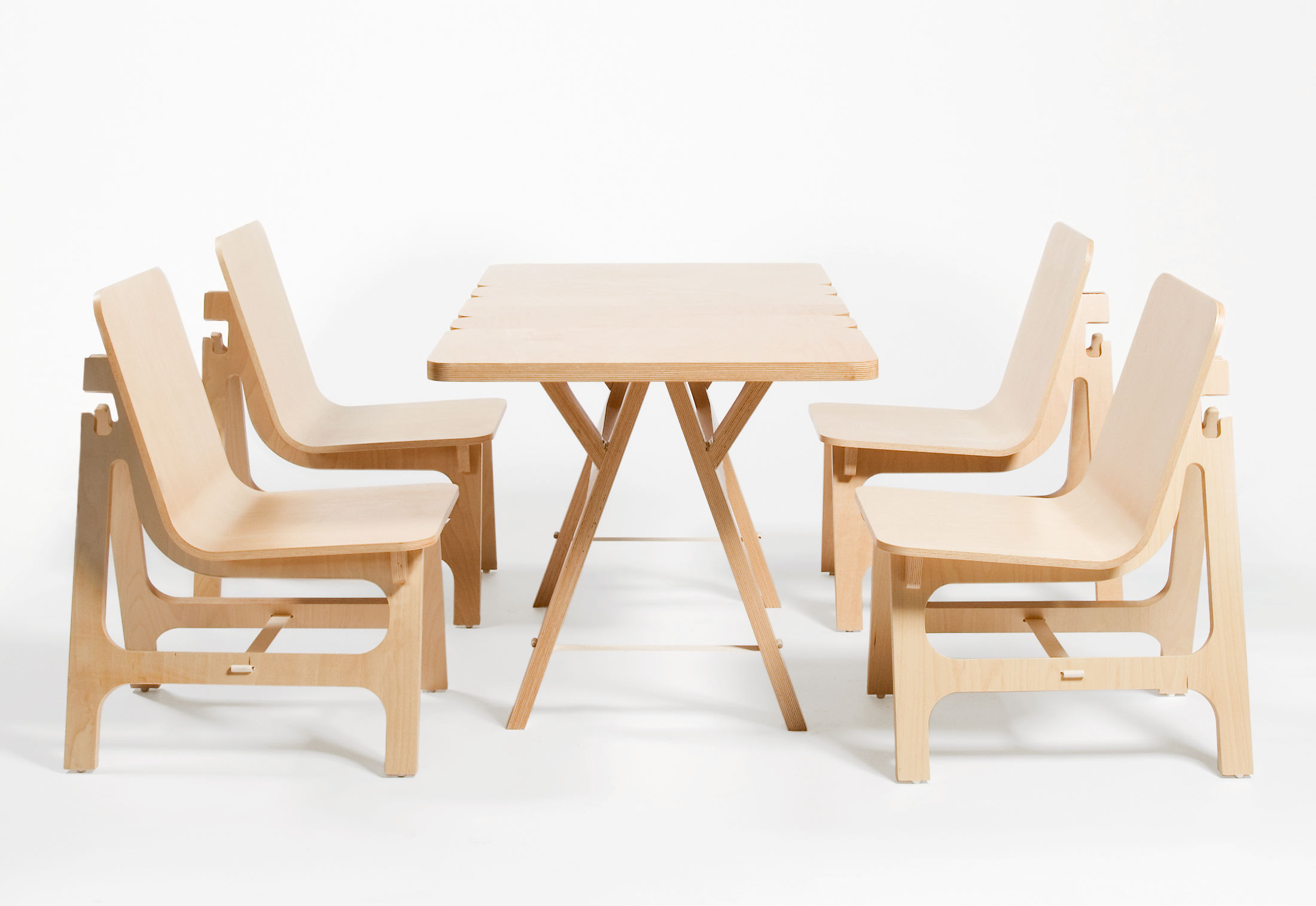 Instant table by Moustache | STYLEPARK