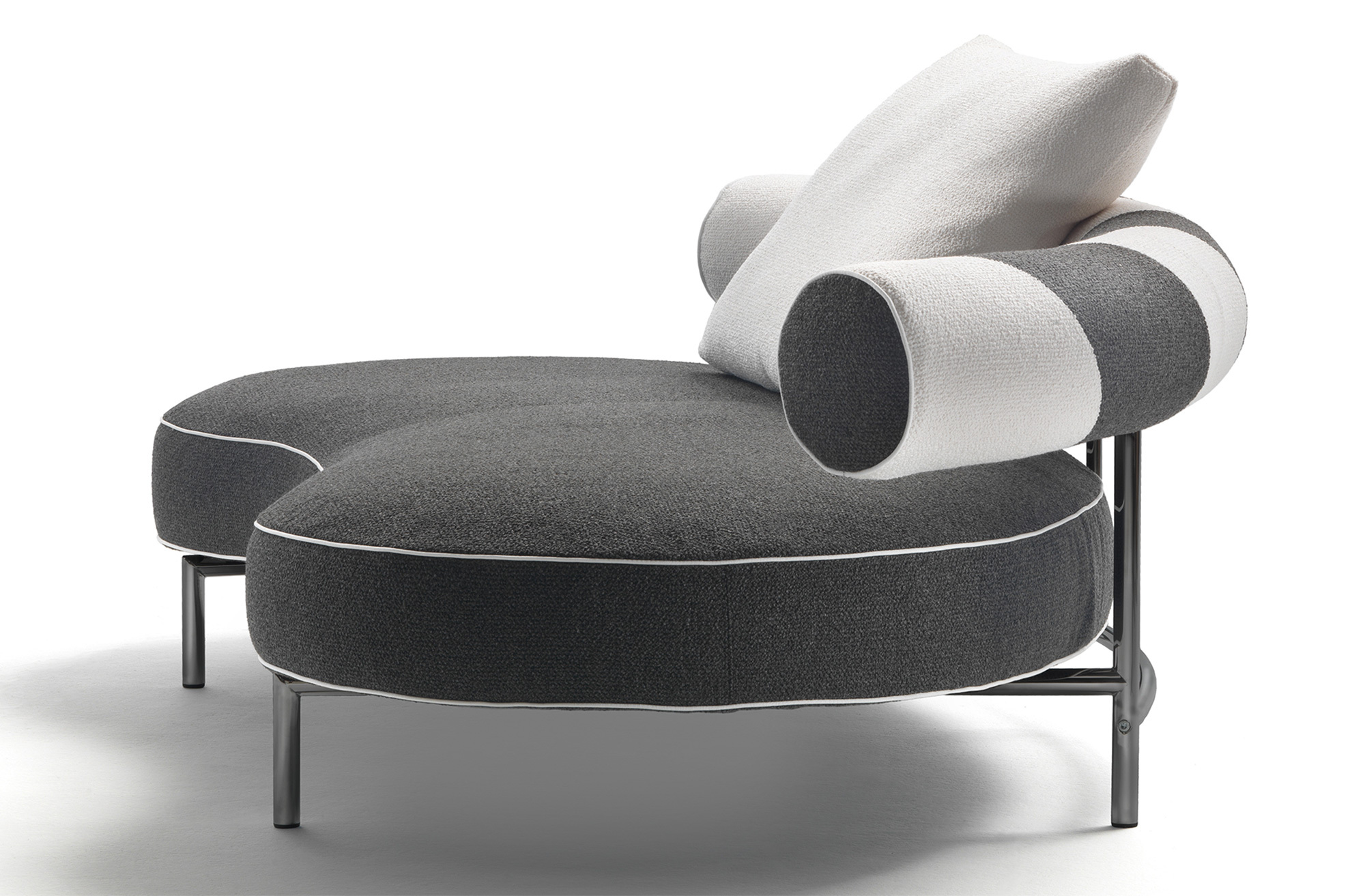 Supermax sofa by Flexform | STYLEPARK