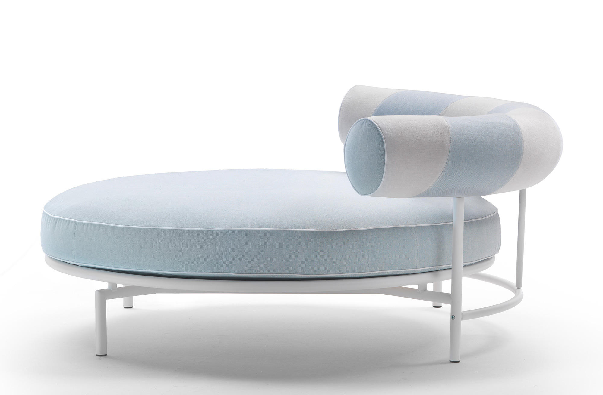 Supermax Outdoor sofa by Flexform | STYLEPARK