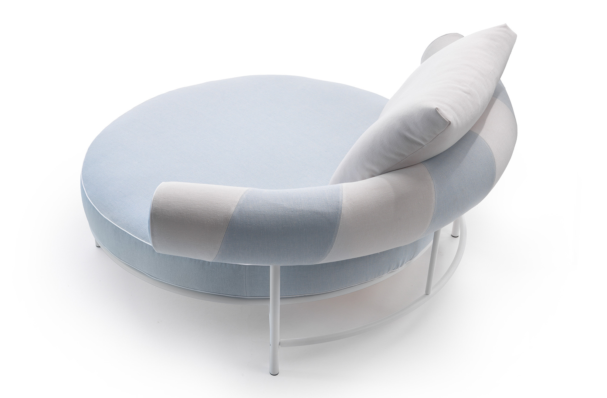 Supermax Outdoor sofa by Flexform | STYLEPARK