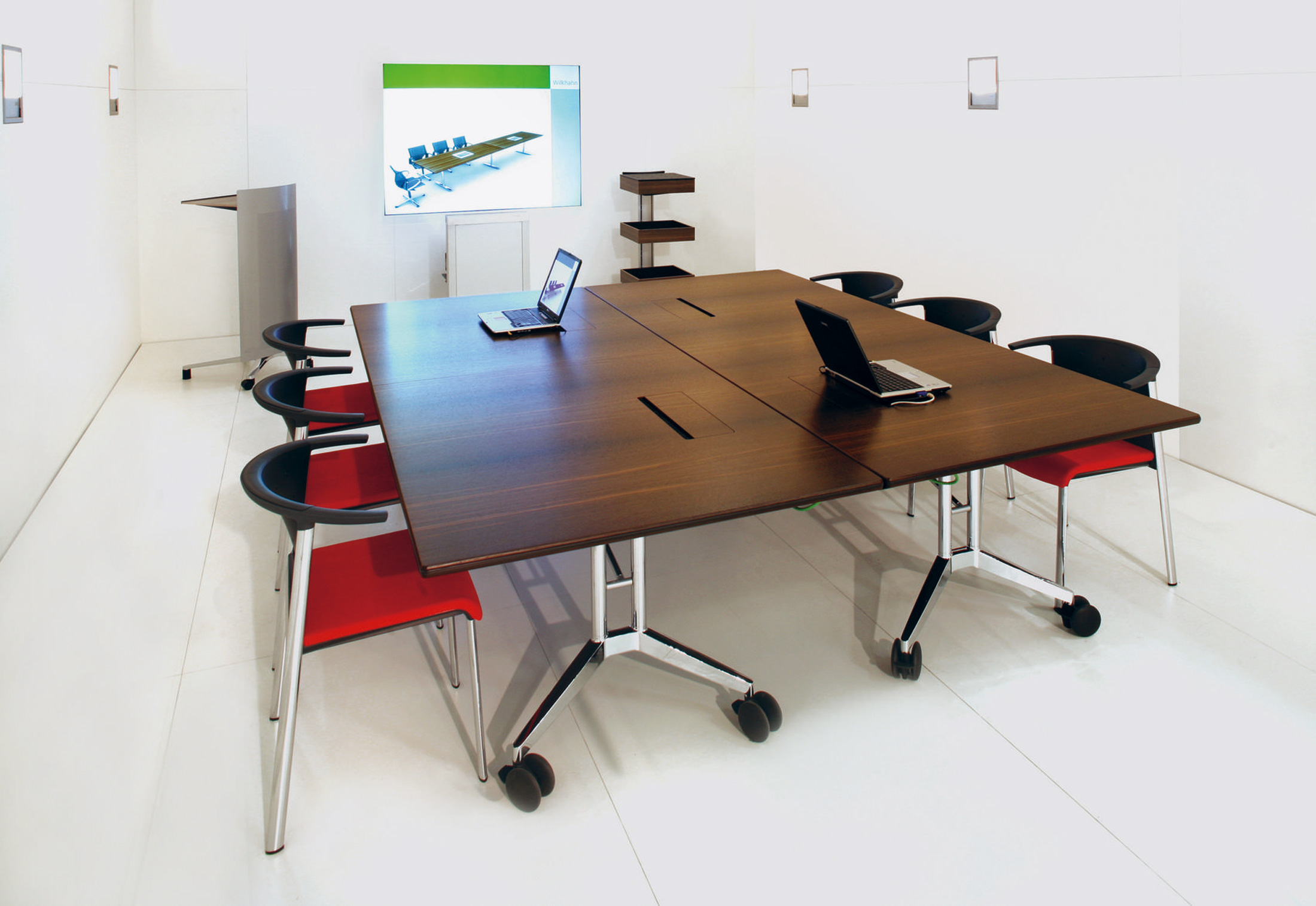 Confair 440/1 folding table by Wilkhahn | STYLEPARK