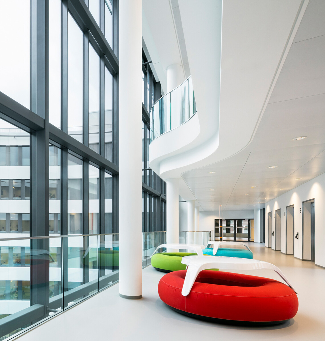 Expanded metal ceiling by Lindner Group | STYLEPARK