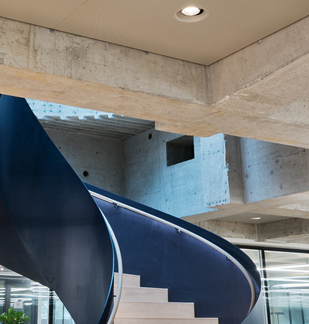 Expanded metal ceiling by Lindner Group | STYLEPARK