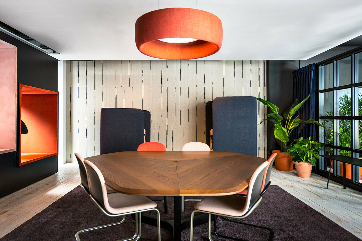 BuzziJet by BuzziSpace | STYLEPARK