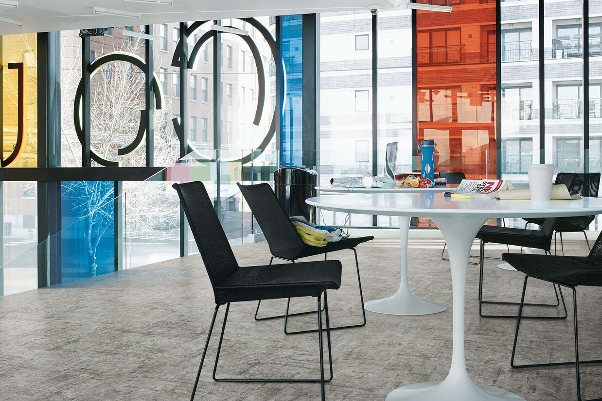 Level Set Textured Stones by Interface | STYLEPARK