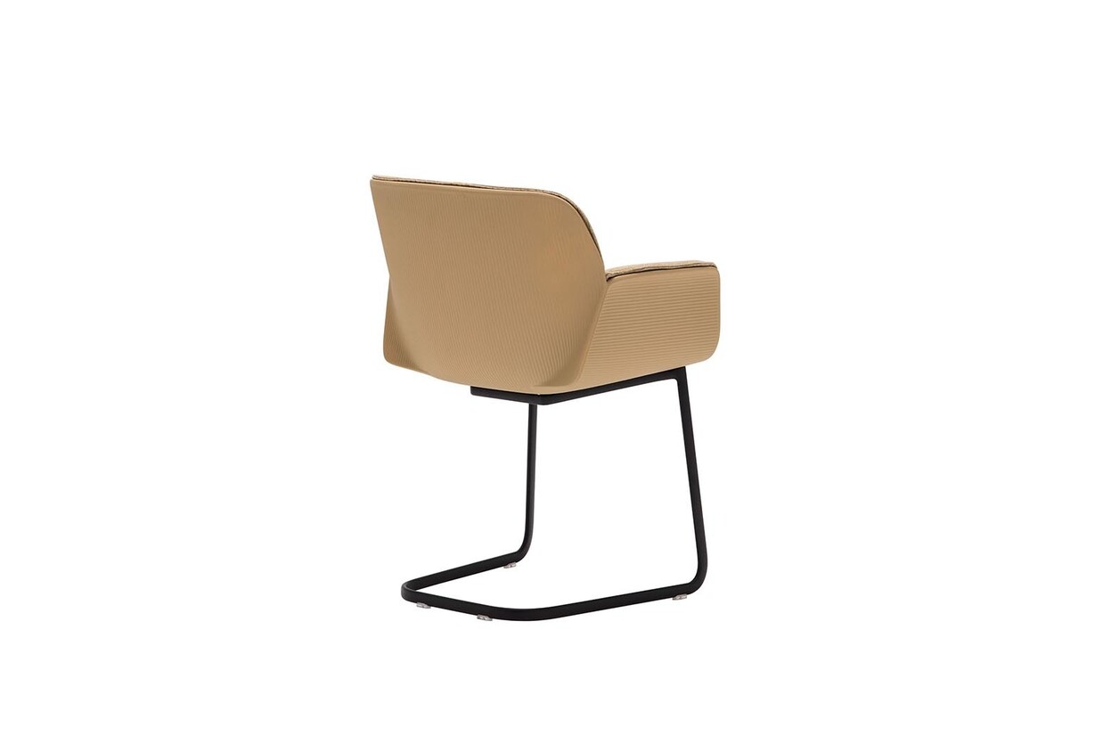 Nuez Chair cantilever base by Andreu World | STYLEPARK
