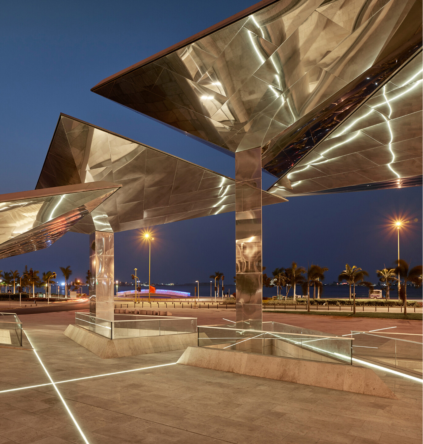 LED-LightLine by ADO Lights | STYLEPARK